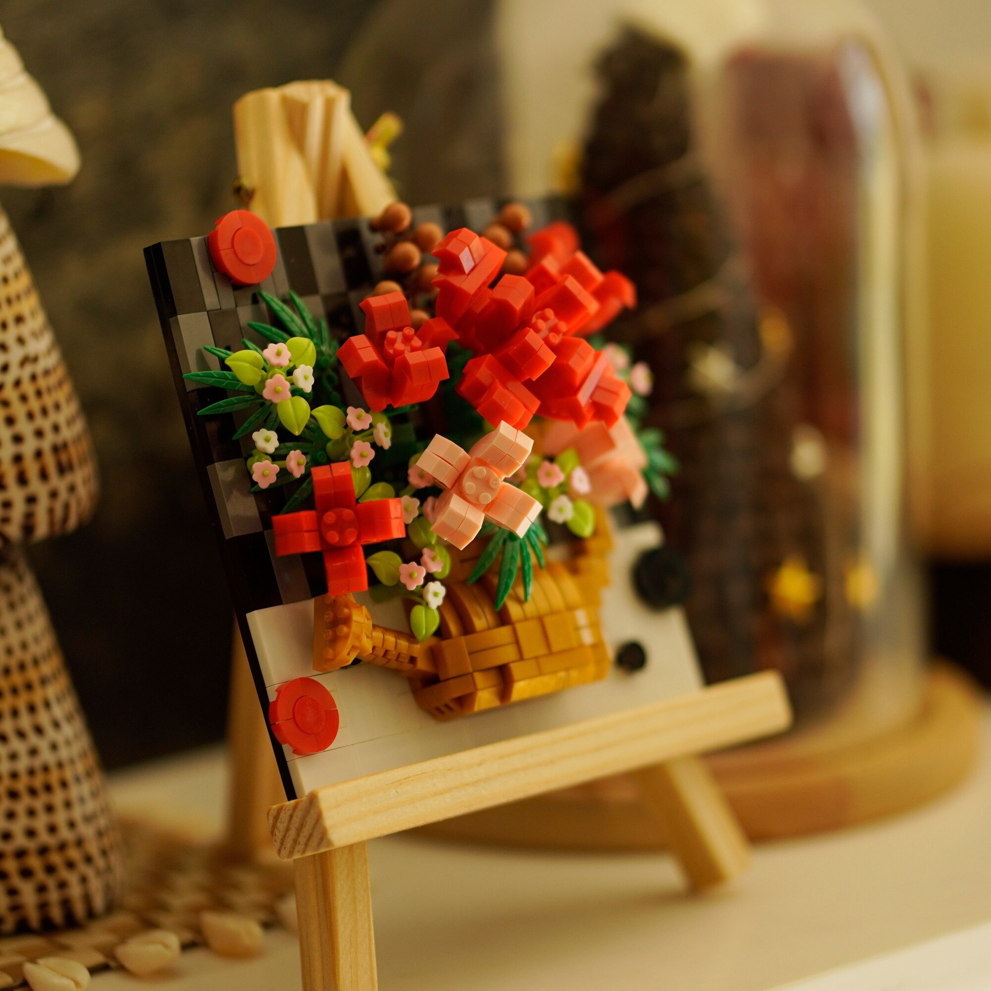 Mini Micro Building Blocks Art Exhibition: Love of Brambles 845pcs DIY ...