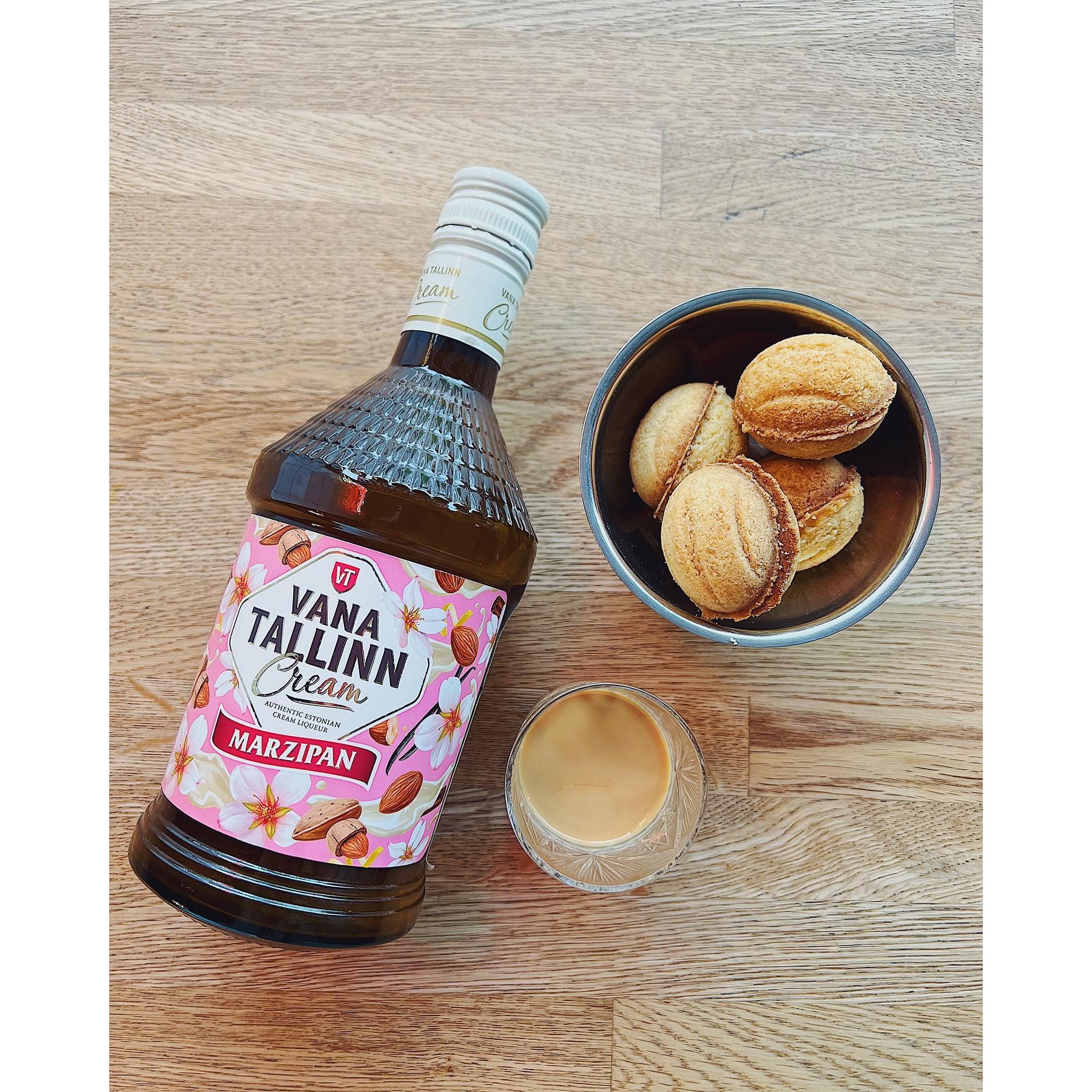 Lichior Vana Tallinn Marzipan Cream, 16%, 0.5l - eMAG.ro