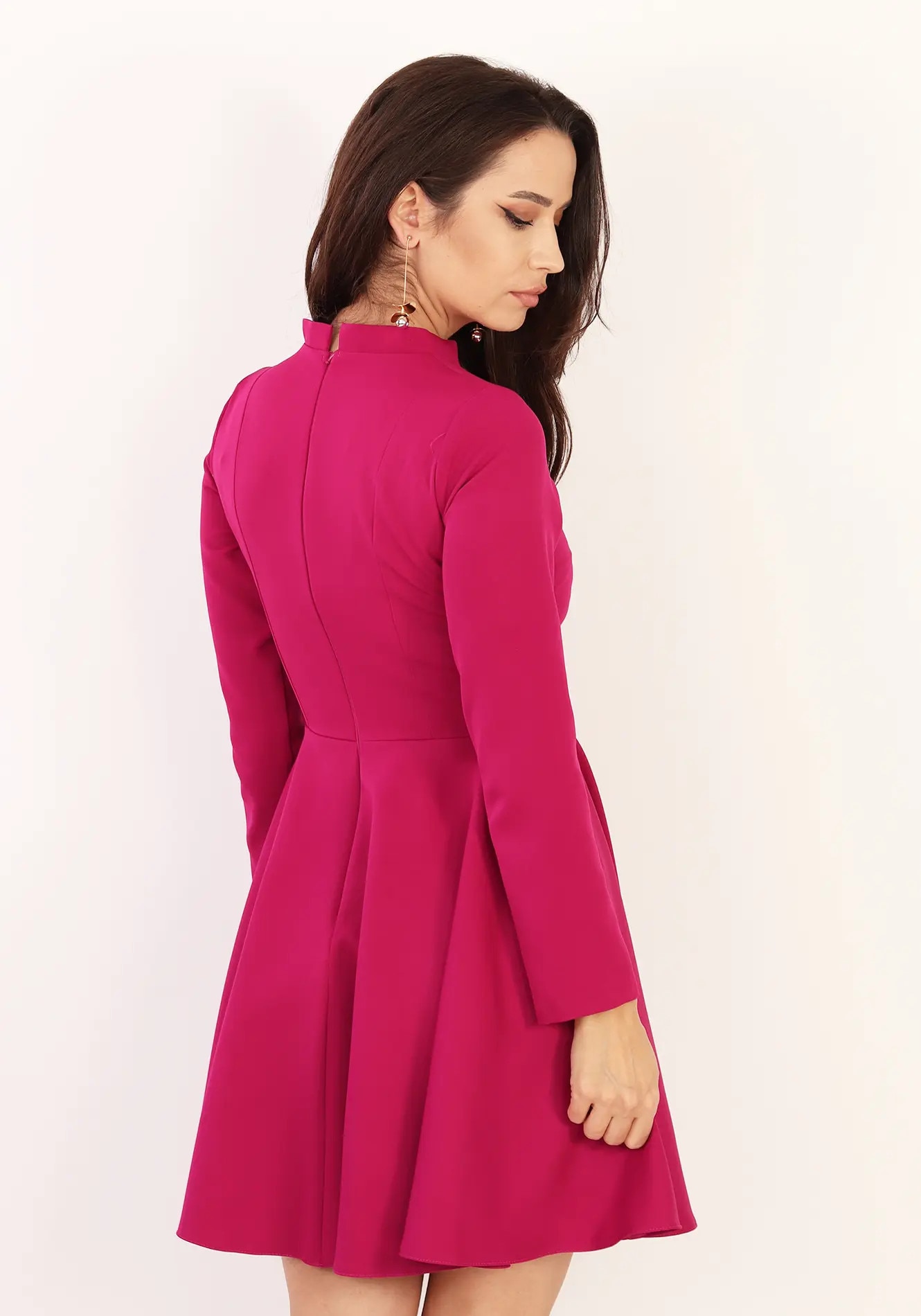 Rochie clos Moze fucsia, maneci lungi, funda la gat, marime 40 EU - eMAG.ro