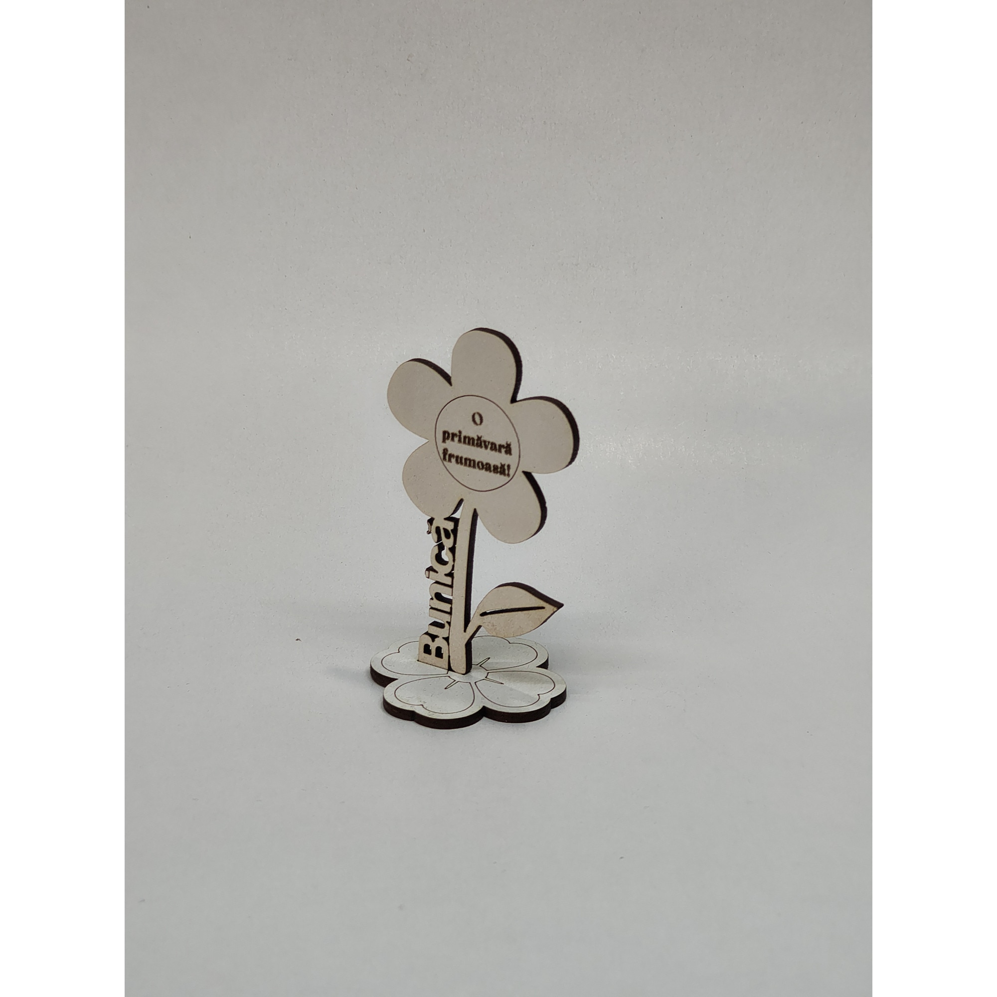 Martisor Floare Margareta Bunica 8 cm - eMAG.ro