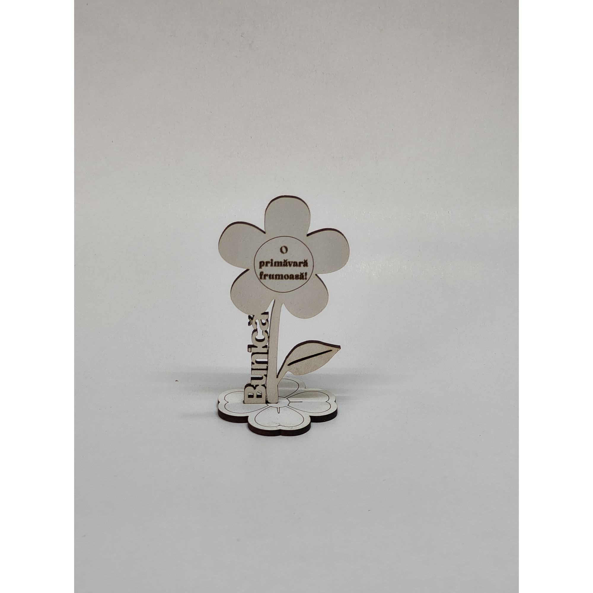 Martisor Floare Margareta Bunica 8 cm - eMAG.ro