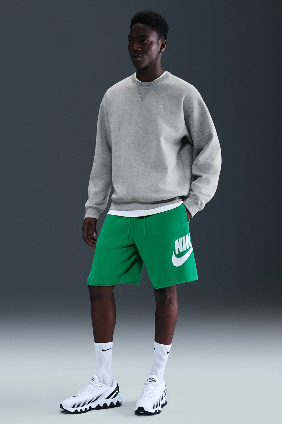 Nike, Bermude cu snur de ajustare si logo Club, Alb, Verde, L - eMAG.ro