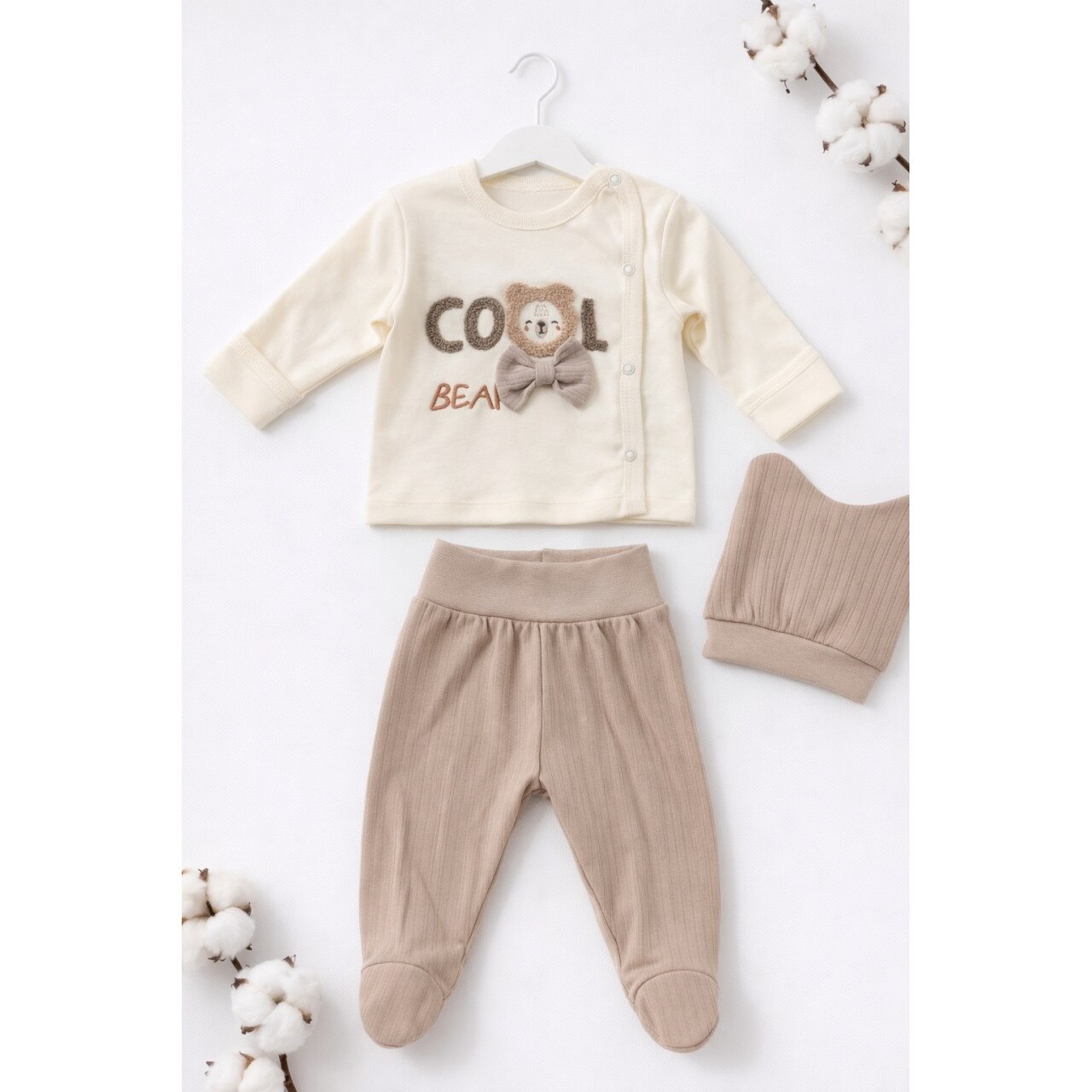 Set bebe baiat 3 piese cool bear bluza pantaloni si caciulita crem bej ...
