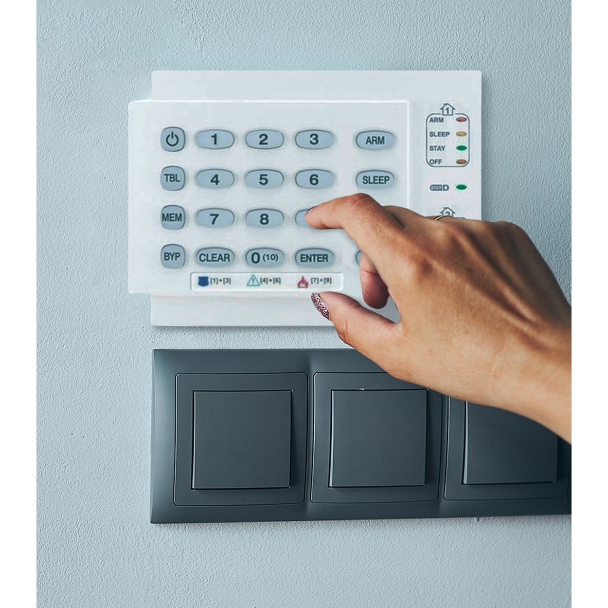 Set alarma Paradox Spectra, 5 senzori miscare, interior/exterior - eMAG.ro