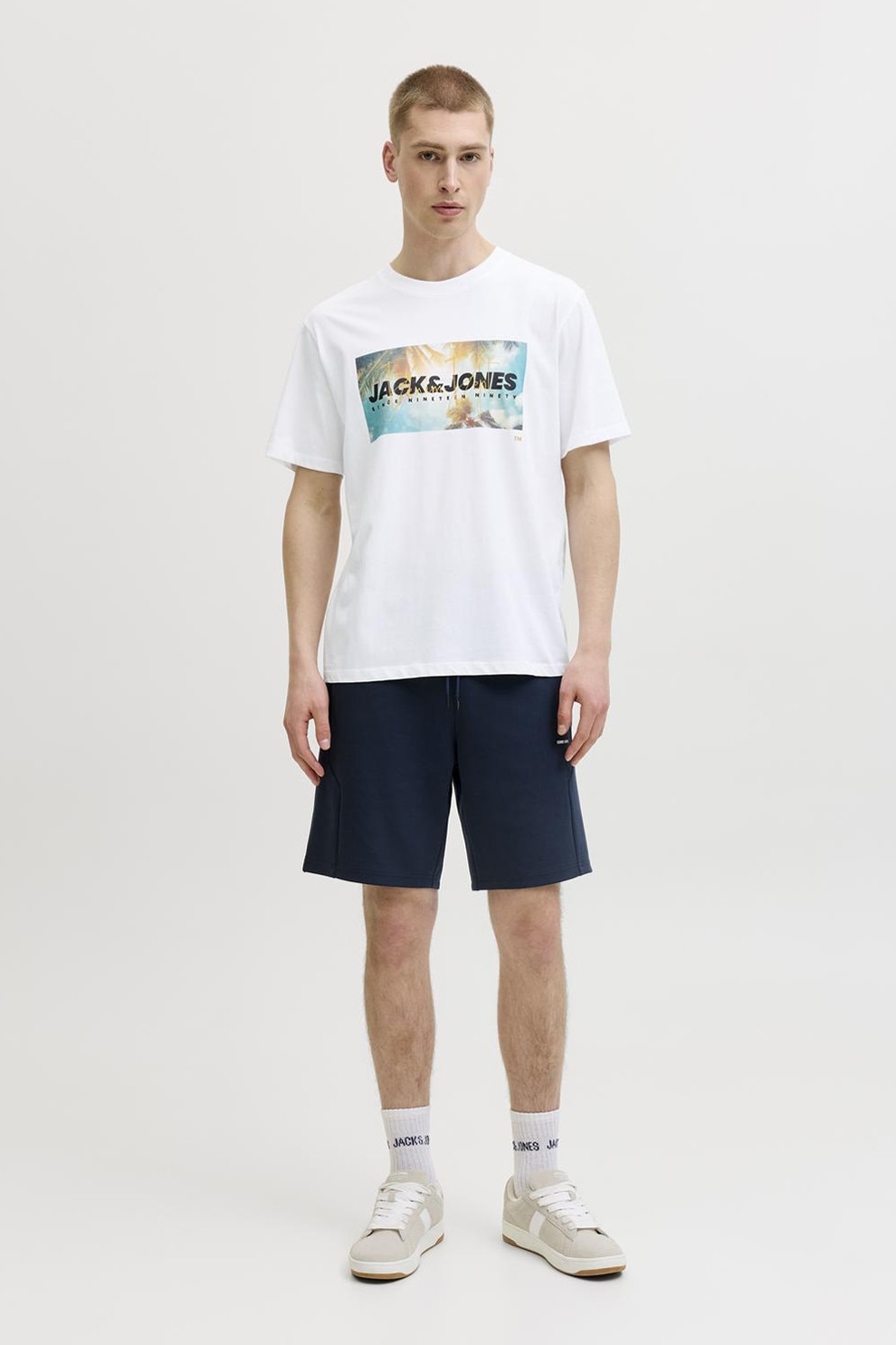 Jack & Jones, Set de tricouri cu foto si imprimeu logo - 3 piese, Alb ...