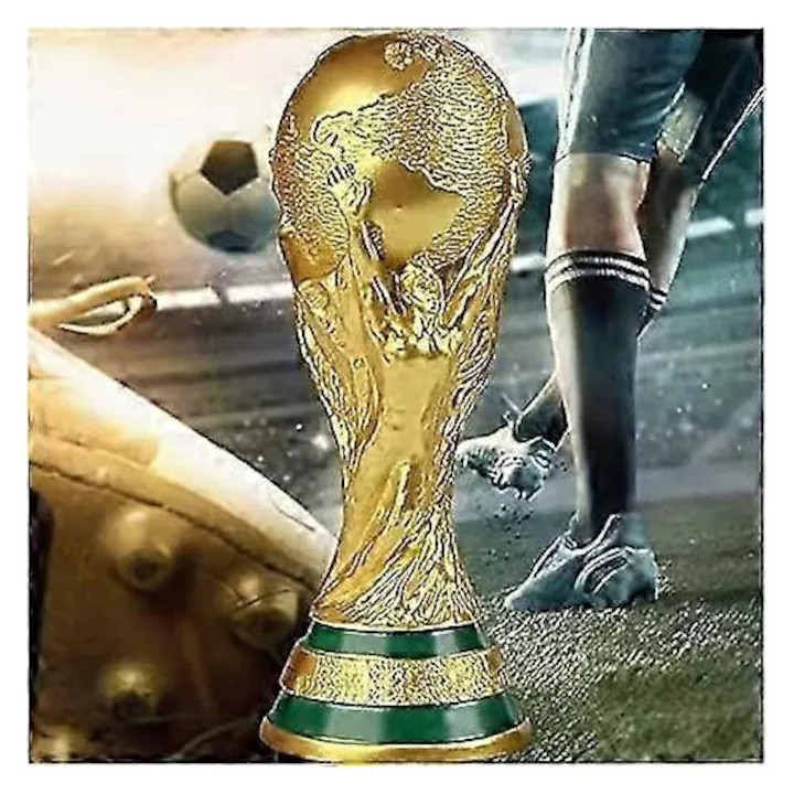 Trofeu Cupa Mondiala de 36 cm, model de trofeu de campion la fotbal ...