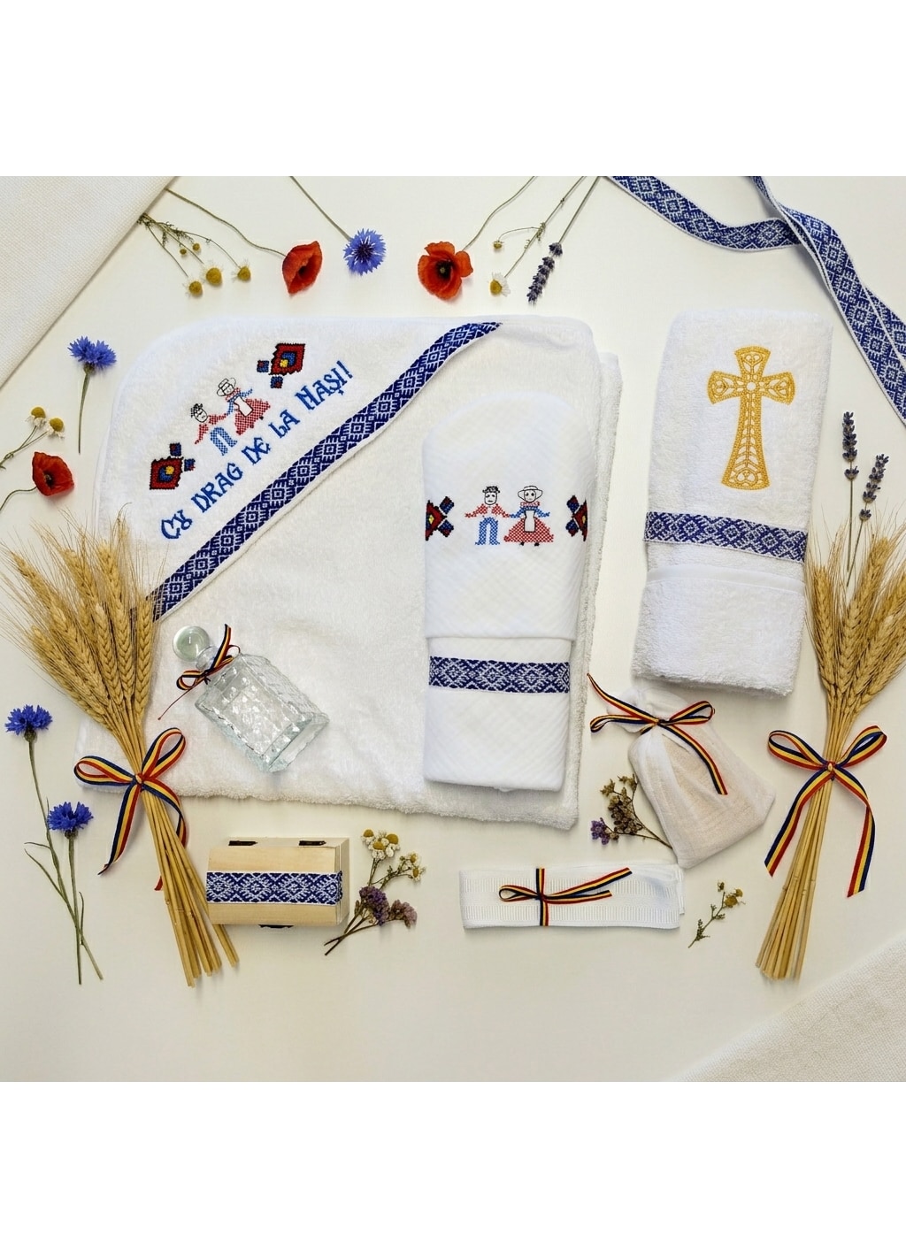 Trusou Botez Traditional Albastru – Set 7 Piese, Brodat, 75x75cm ...