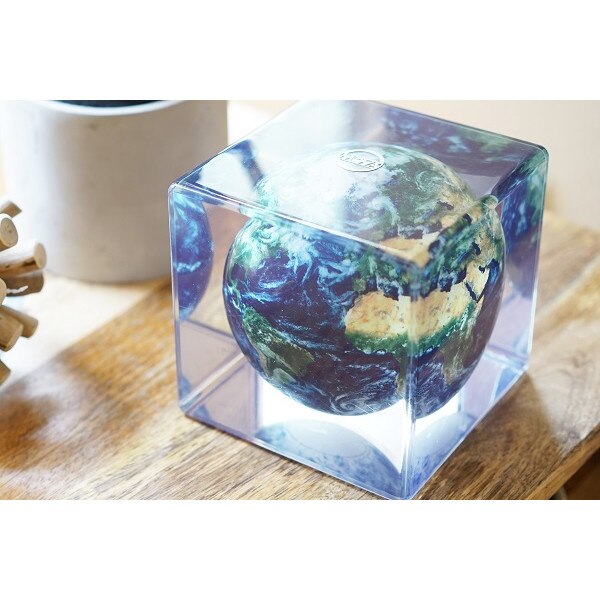 Glob solar rotativ Mova cube Satellite View - eMAG.ro