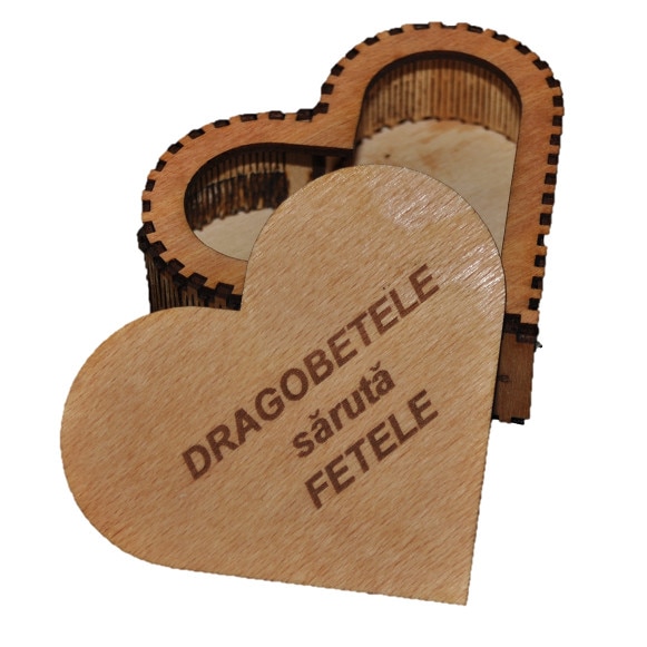 Cutie, din lemn in forma de inimioara, Dragobete - eMAG.ro