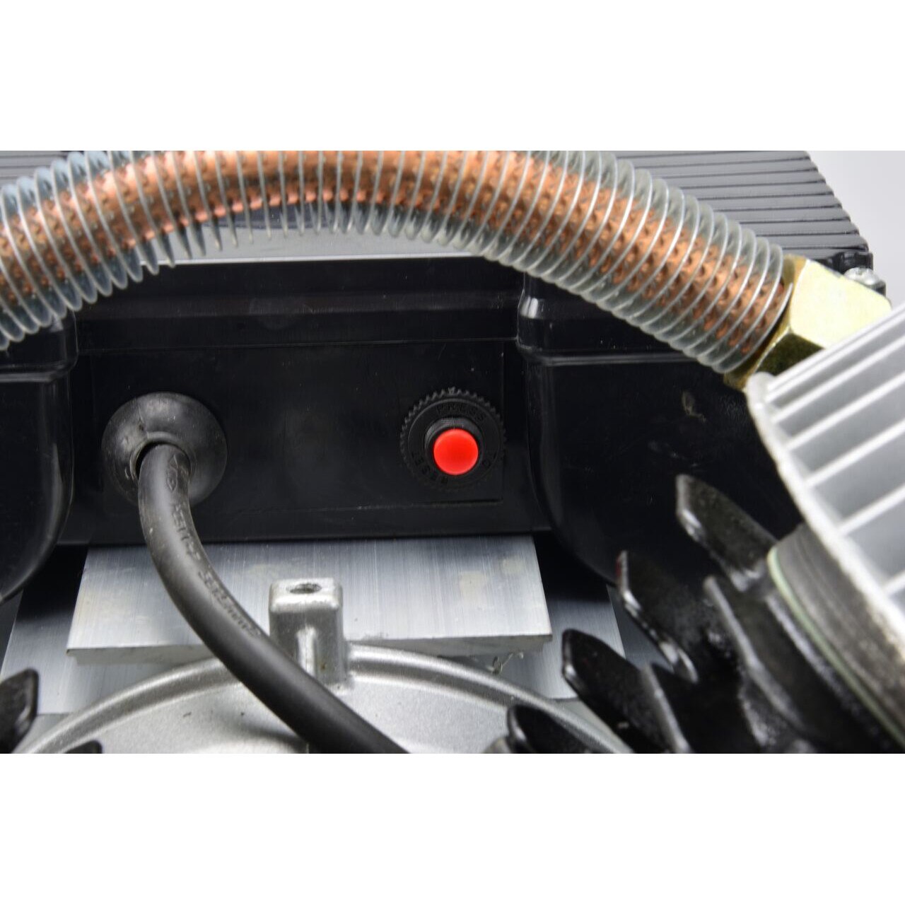 Въздушен компресор Geko G80305, 3000 W, 410 л/мин, 50 л, 8 бара работно ...