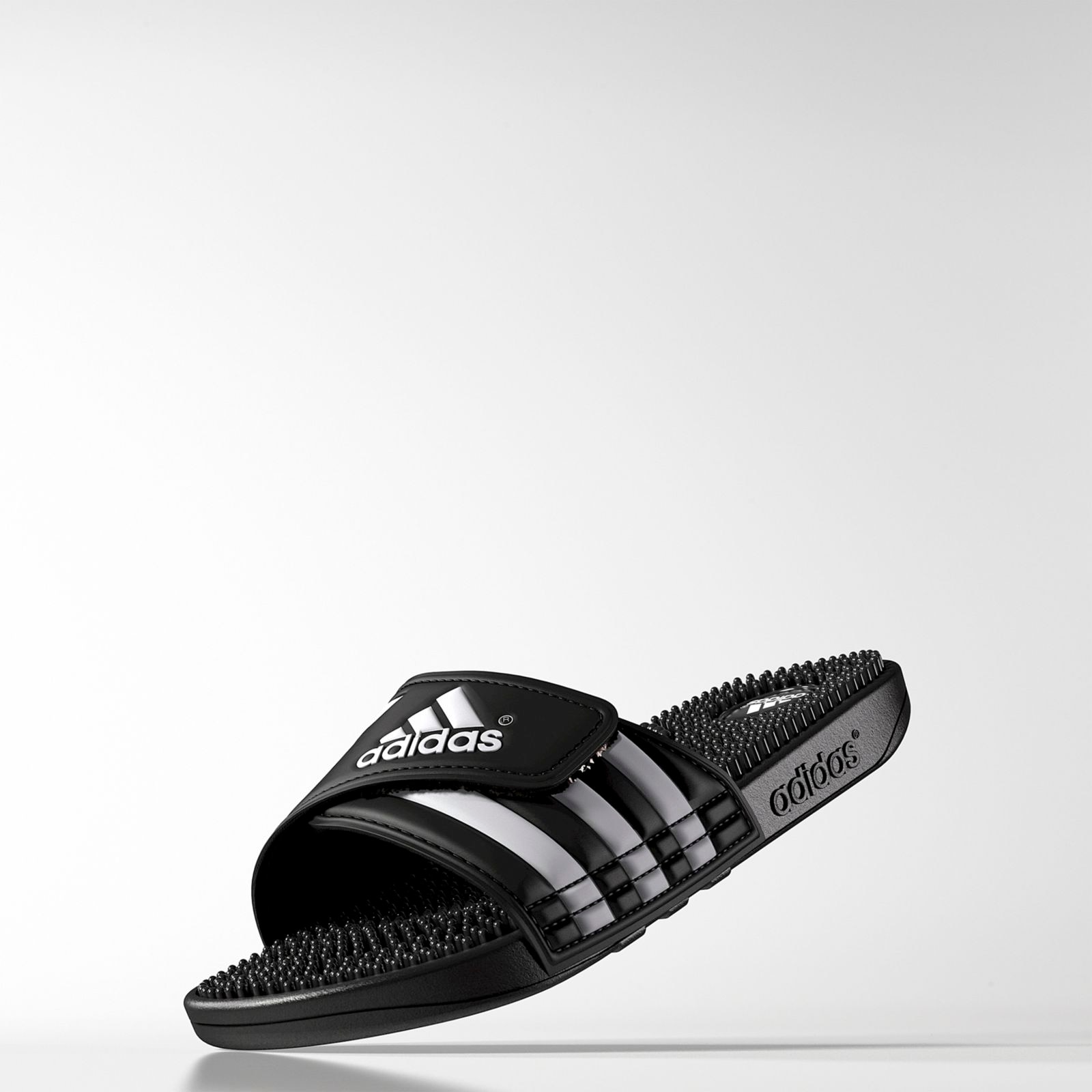 Slapi Adidas Adissage 078260 Barbati Negru 42 - eMAG.ro