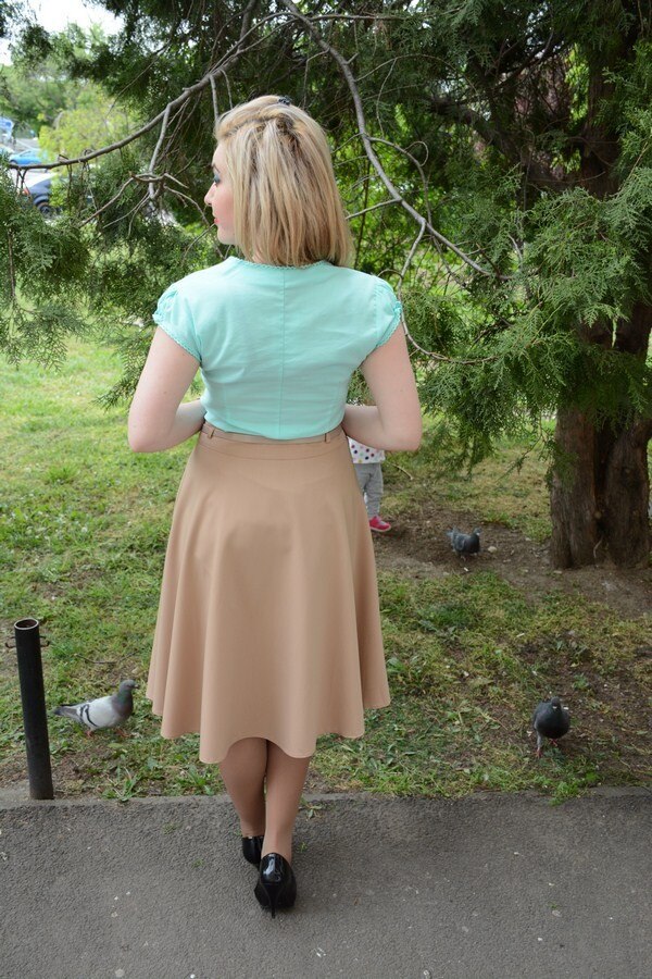 Fusta de vara cu croi evazat, masura mare, D&J Exclusive, Bej, 46 EU ...