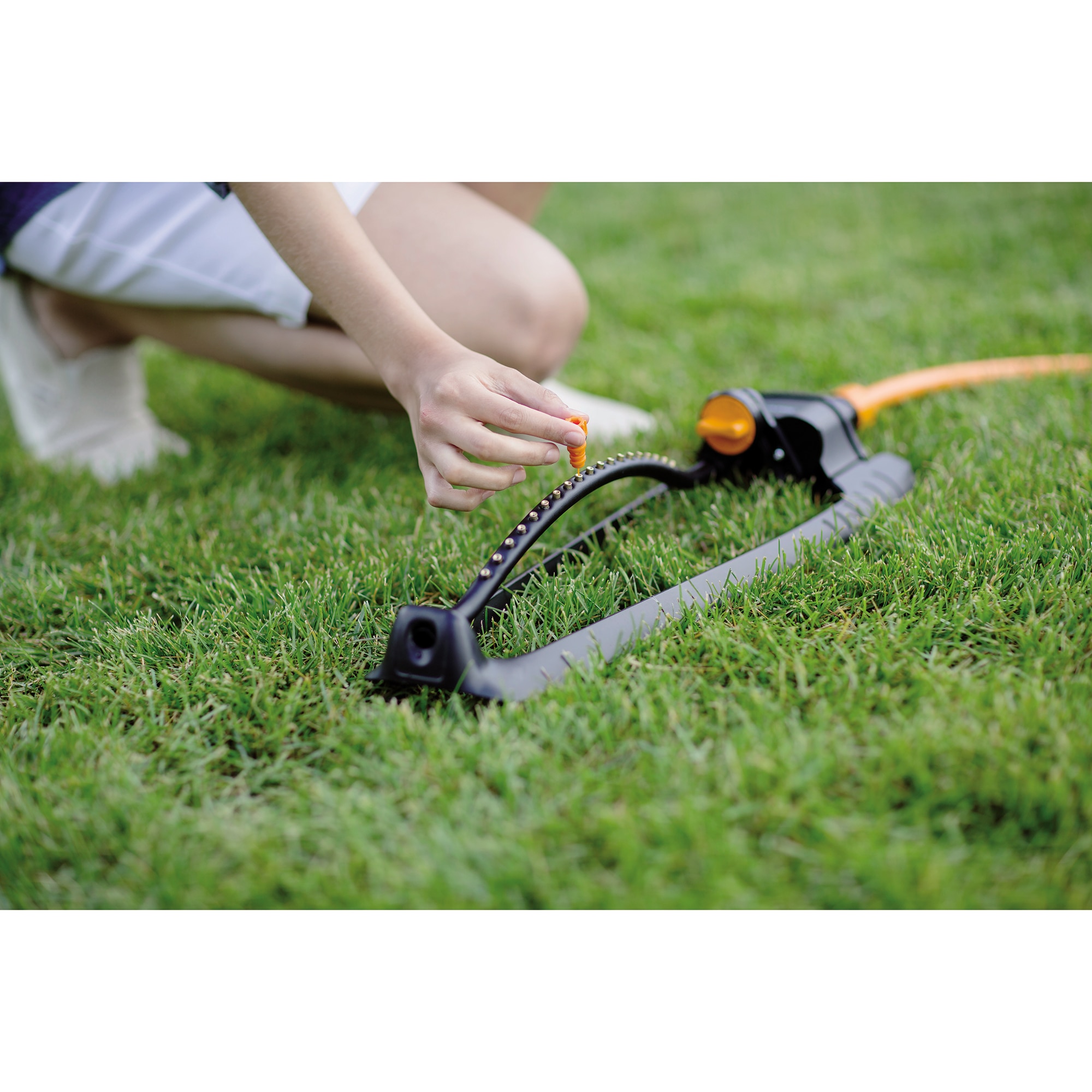 FISKARS 1023659 Univerzális oszcilláló locsoló. 17 szórófej - eMAG.hu