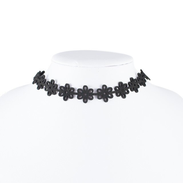 Choker elegant flori negre - eMAG.ro