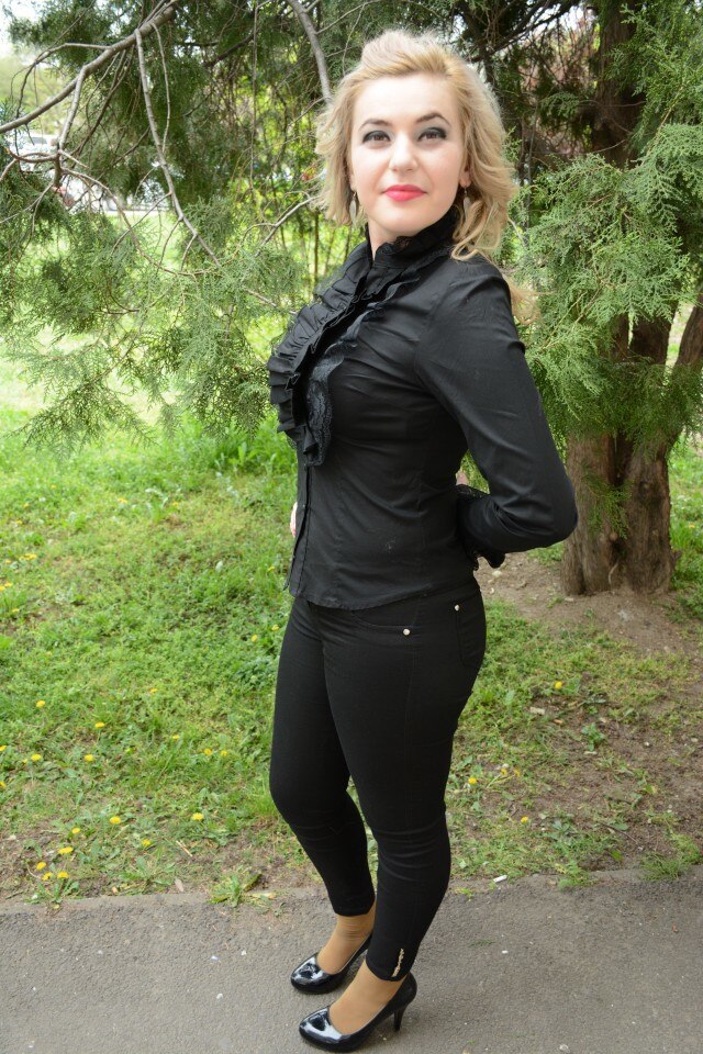 Camasa cu design dantelat, guler rusesc, D&J Exclusive, Negru, 40 EU ...