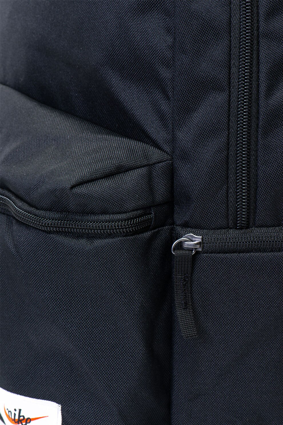 Nike, Rucsac unisex cu aplicatie logo Heritage - 26L, Negru - eMAG.ro