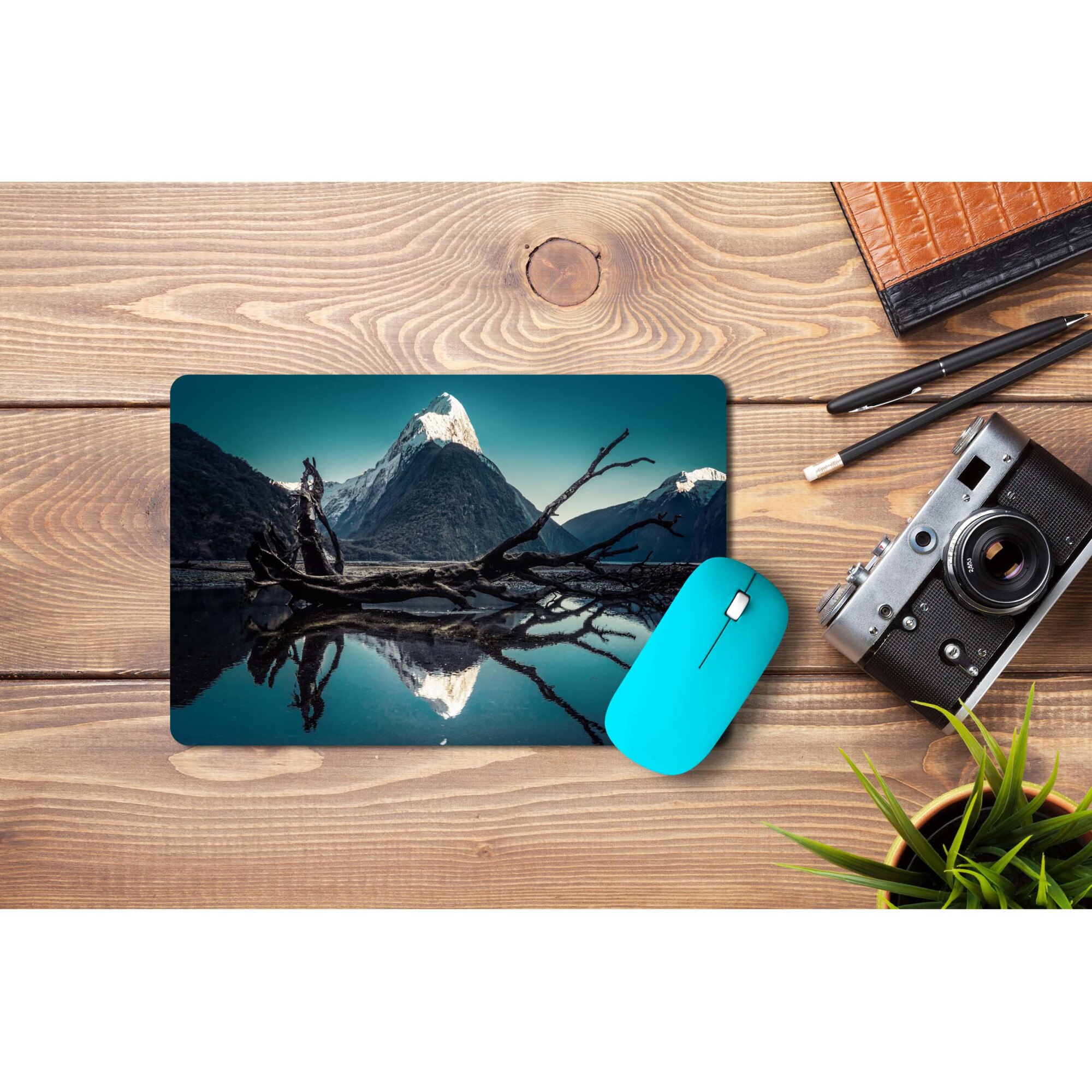 Mouse Pad Milford Sound Mitre Peak Moon K - 21.5 x 27 x 0.3cm - eMAG.ro