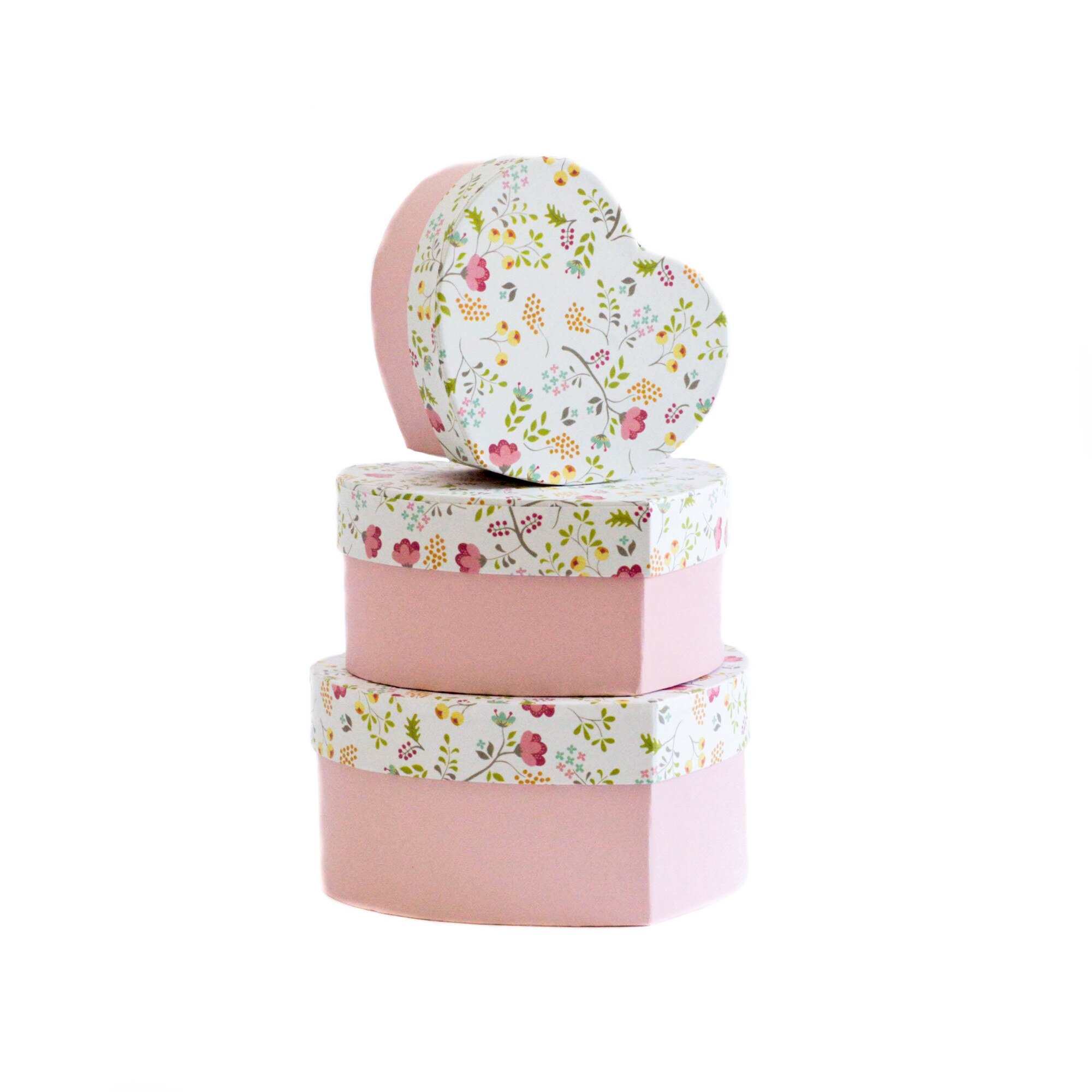 Set 3 cutii in forma de inima roz, 251g - eMAG.ro