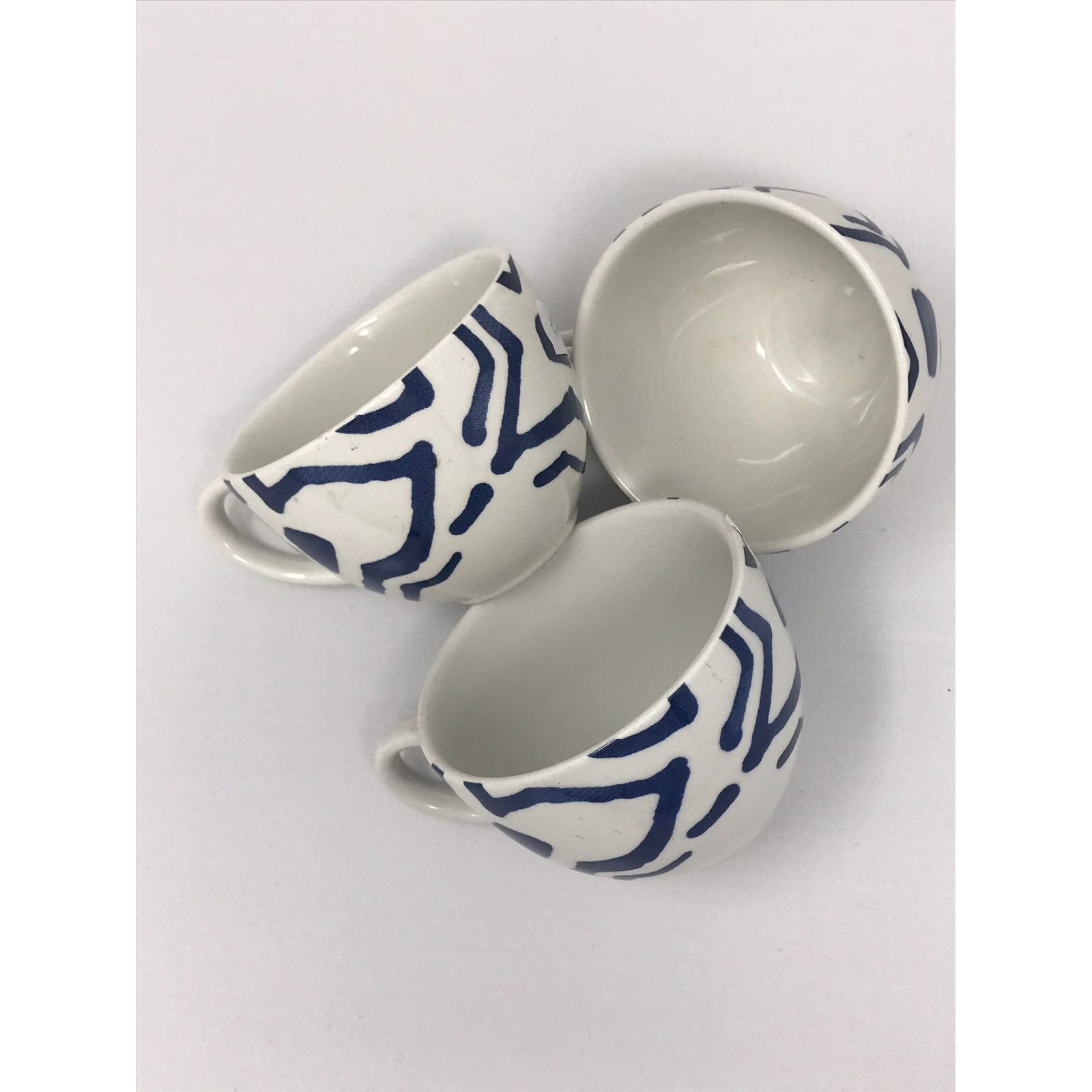 Ceasca ceramica, model cu flori, 100 ml - eMAG.ro
