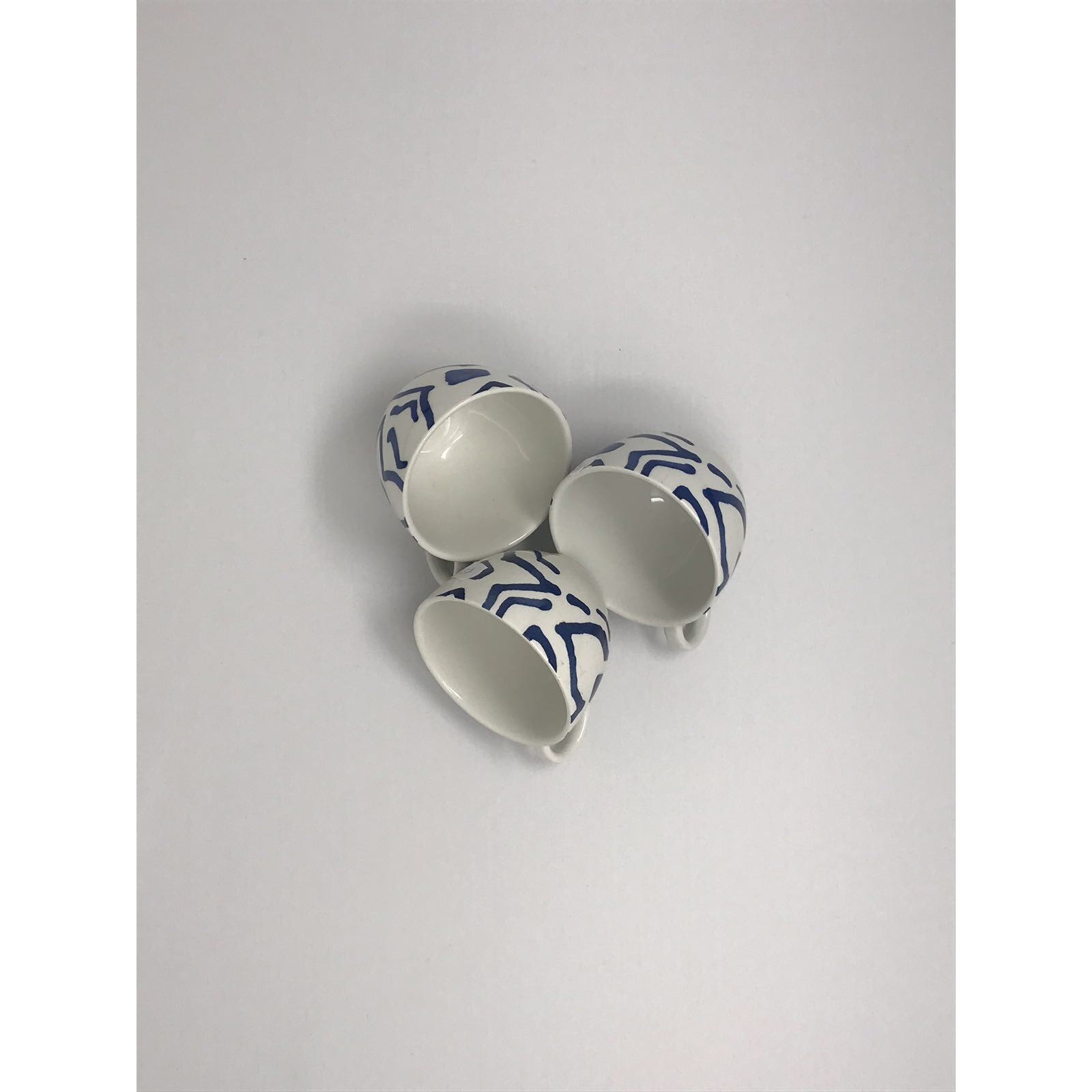 Ceasca ceramica, model cu flori, 100 ml - eMAG.ro