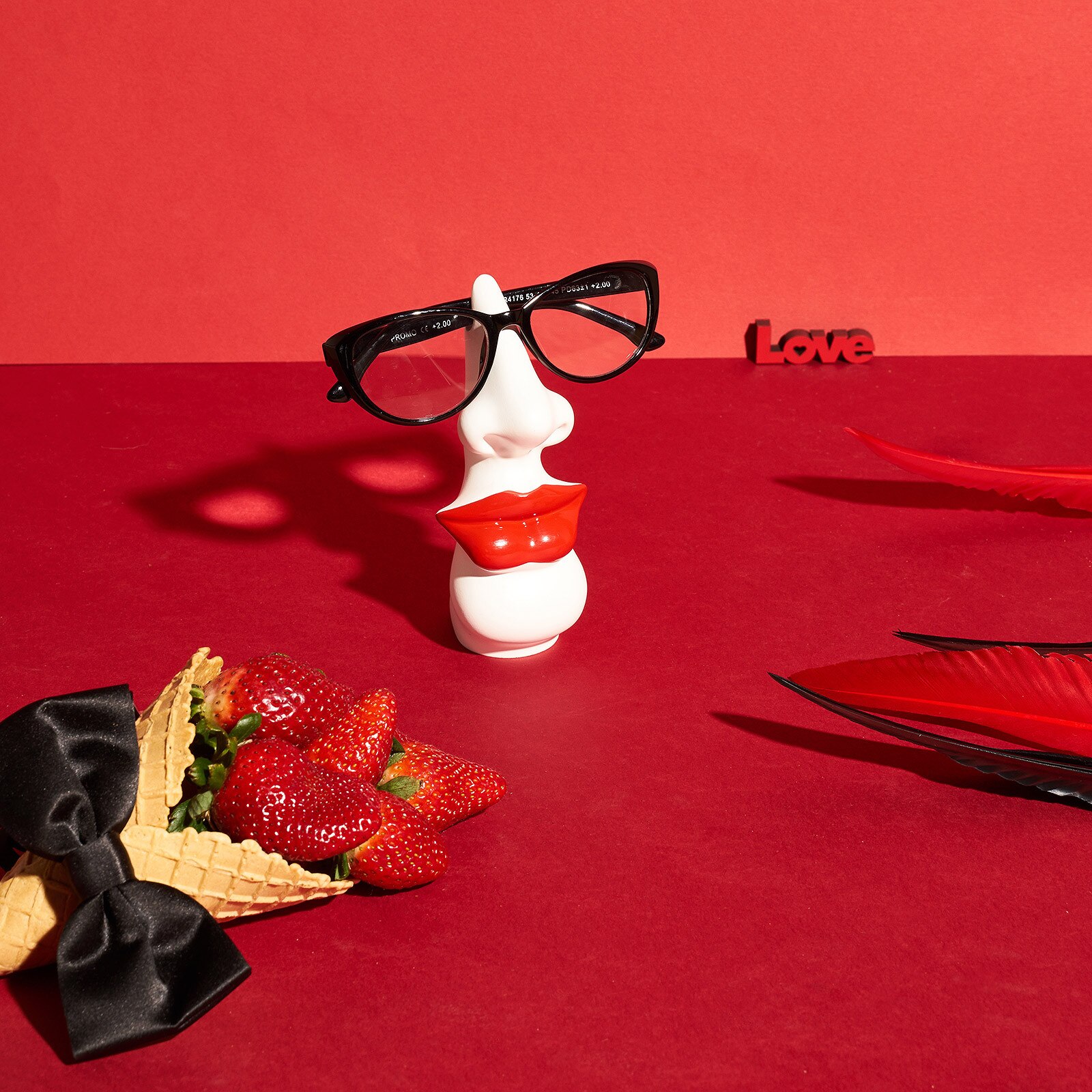 Suport ochelari Buze, culoarea alb cu buze rosii, Antartidee by iLUX ...