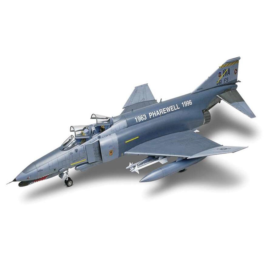 Macheta aeromodele Revell F-4F Phantom II "Wild Horse" 1:32 REV 04706 ...