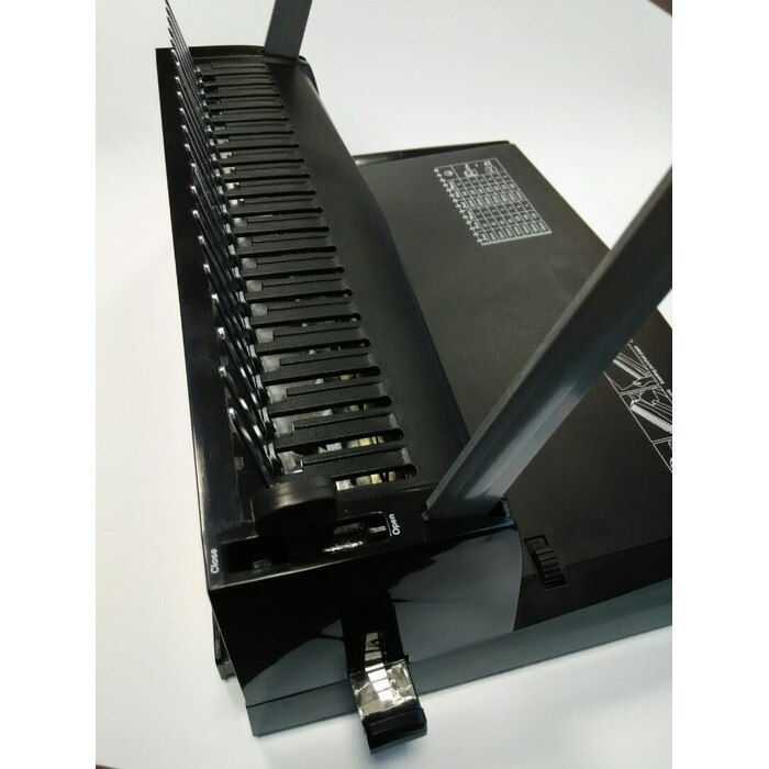 Aparat de indosariat cu inele plastic, A4, 450 coli, perforare 15 coli ...