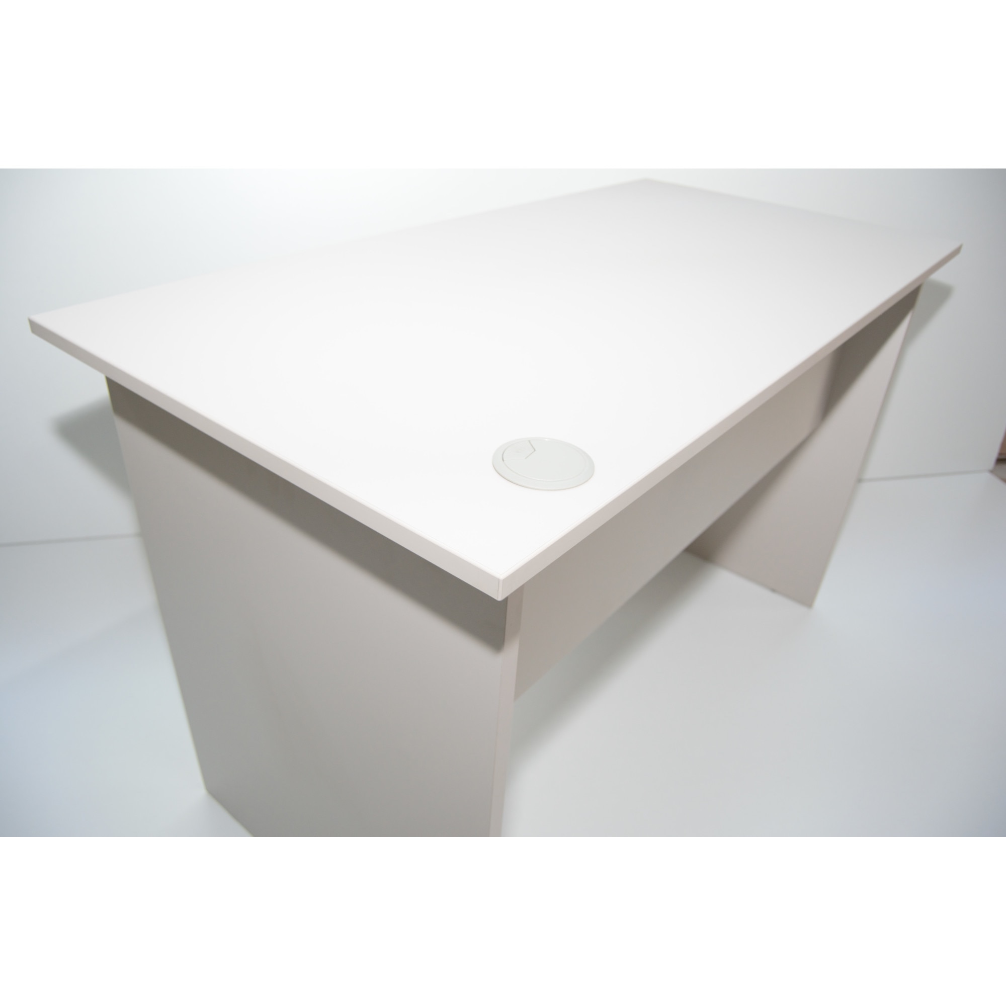 Birou din PAL melaminat, Pool Com, Gri Casmir, 135x68x75H,cm - eMAG.ro