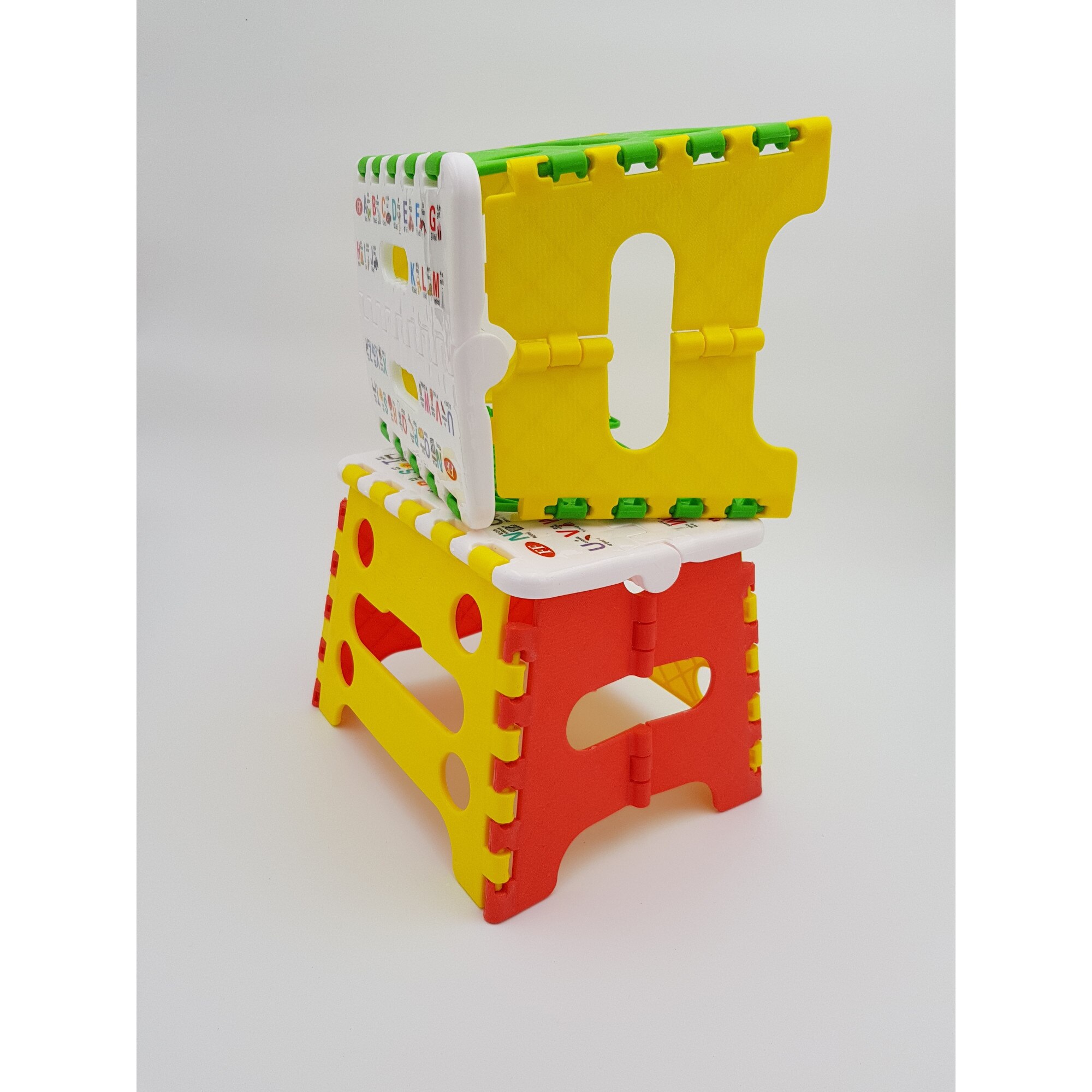 Scaun si inaltator pentru copii pliabil 18 cm - eMAG.ro