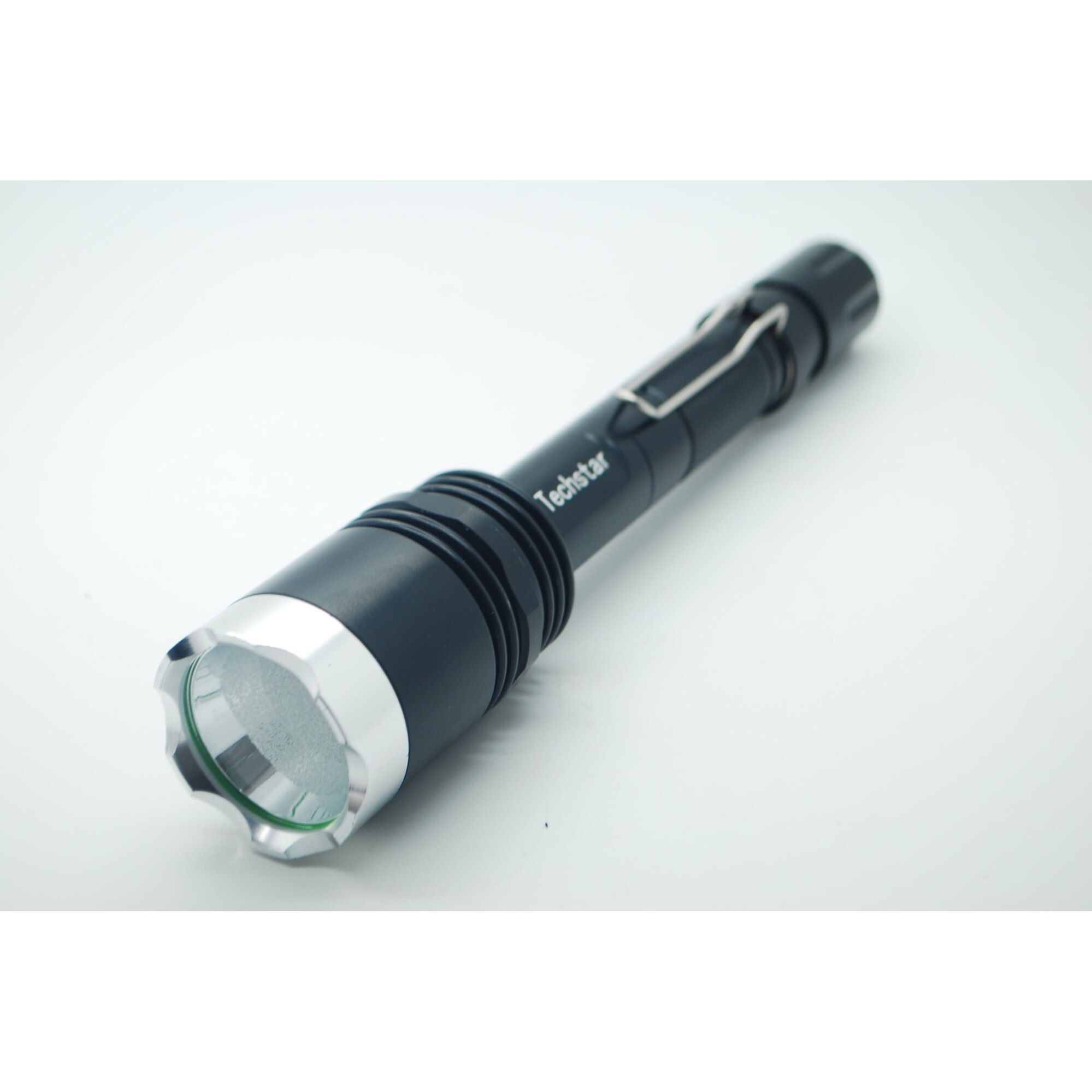 Lanterna Led Mclight FX400 XML T6 750 Lumeni 10w Acumulatori Inclusi ...