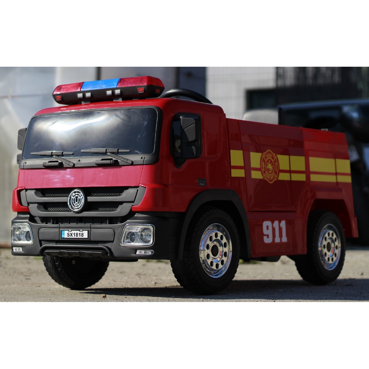 Masinuta electrica de pompieri Hollicy cu 2 motoare, 12V si Accesorii ...