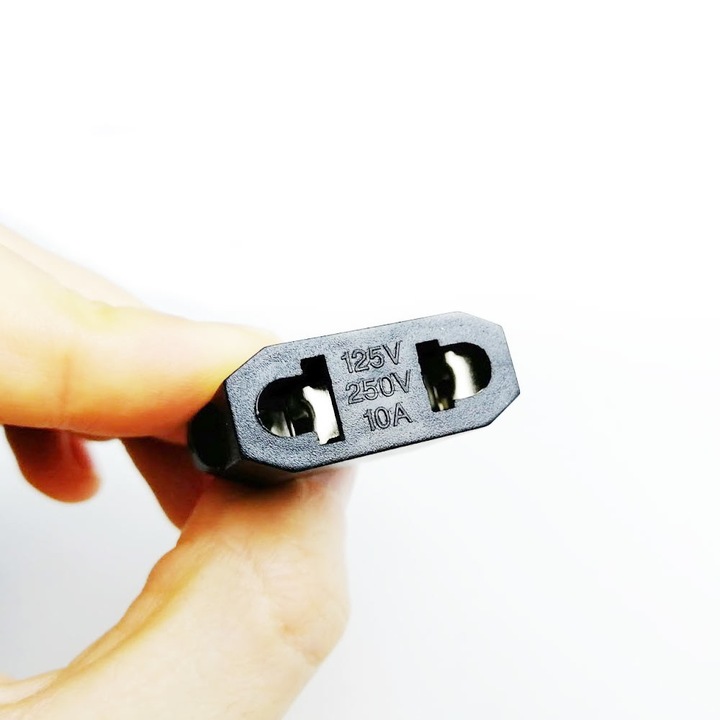 Adaptor priza America la Europa foarte compact 125/250V 10A din ABS ...