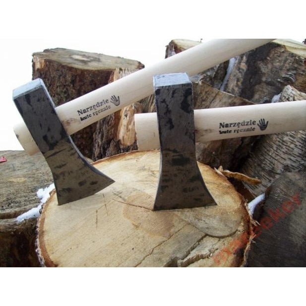 Topor forjat cu coada lemn pentru despicat, 2.5 kg, Polonia - eMAG.ro