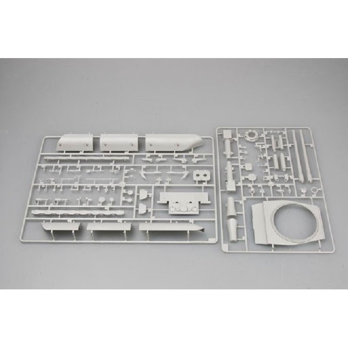 Macheta Militara Trumpeter German E 100 Super Heavy tank 1:35 TRUM ...