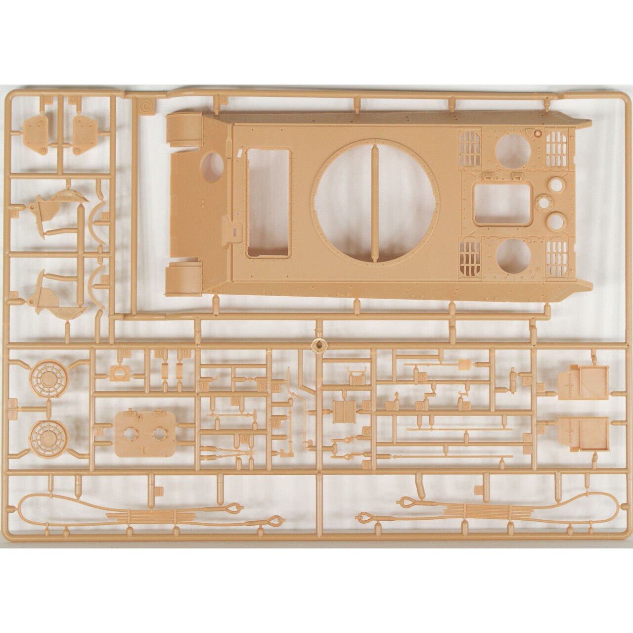 Macheta Militara de construit Academy German King Tiger Henschel Turret ...