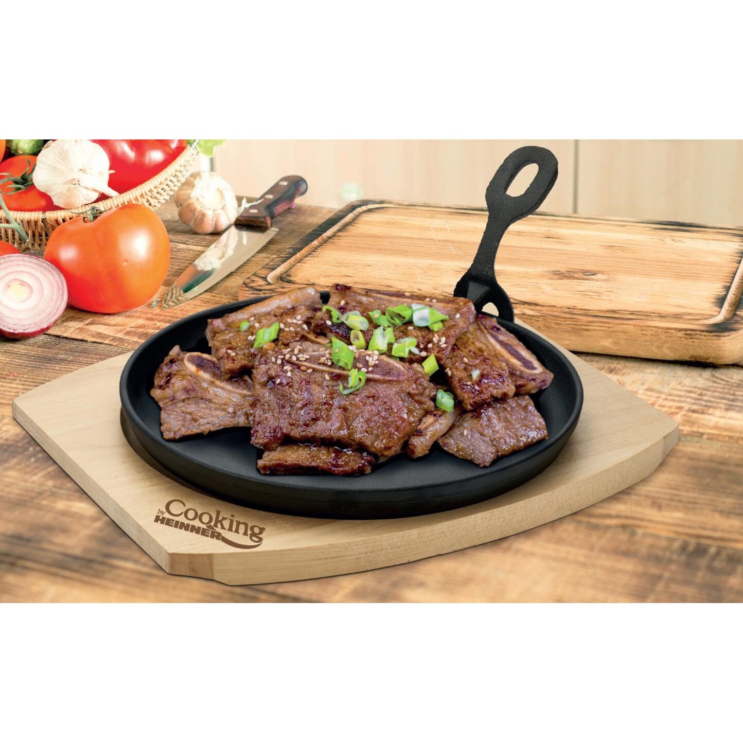 Platou pentru servire rotund, 22 cm, din fonta pura, cu maner detasabil ...