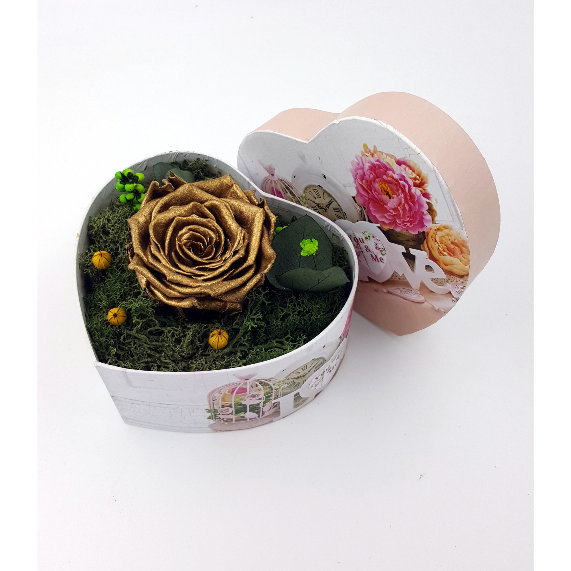 Trandafir Criogenat, auriu, pe pat de muschi stabilizat, intr-o cutie ...