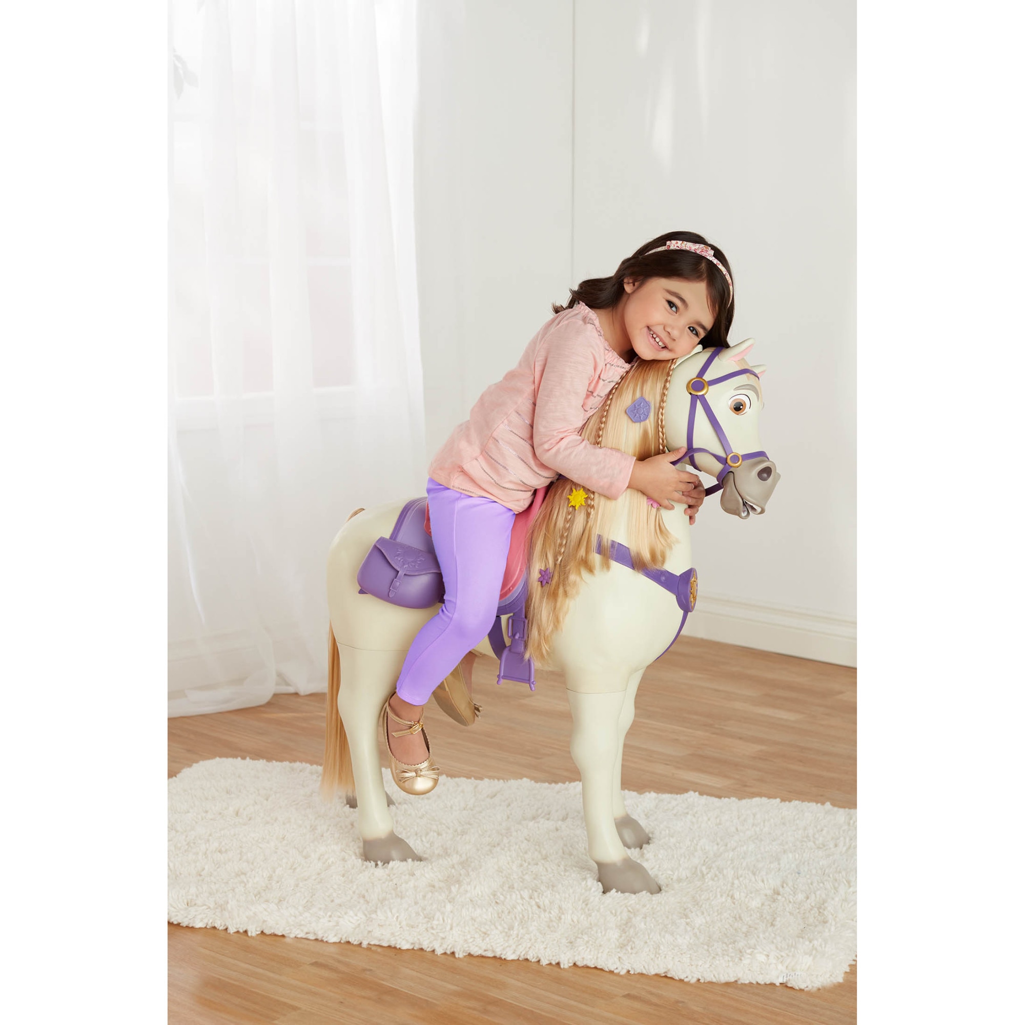 Calutul interactiv al lui Rapunzel - Playdate Maximus - eMAG.ro