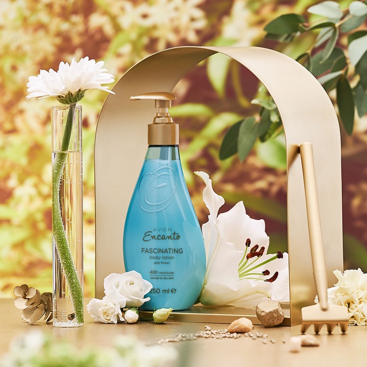 Комплект от 3 продукта Encanto Fascinating, Avon - Лосион за тяло 250 ...