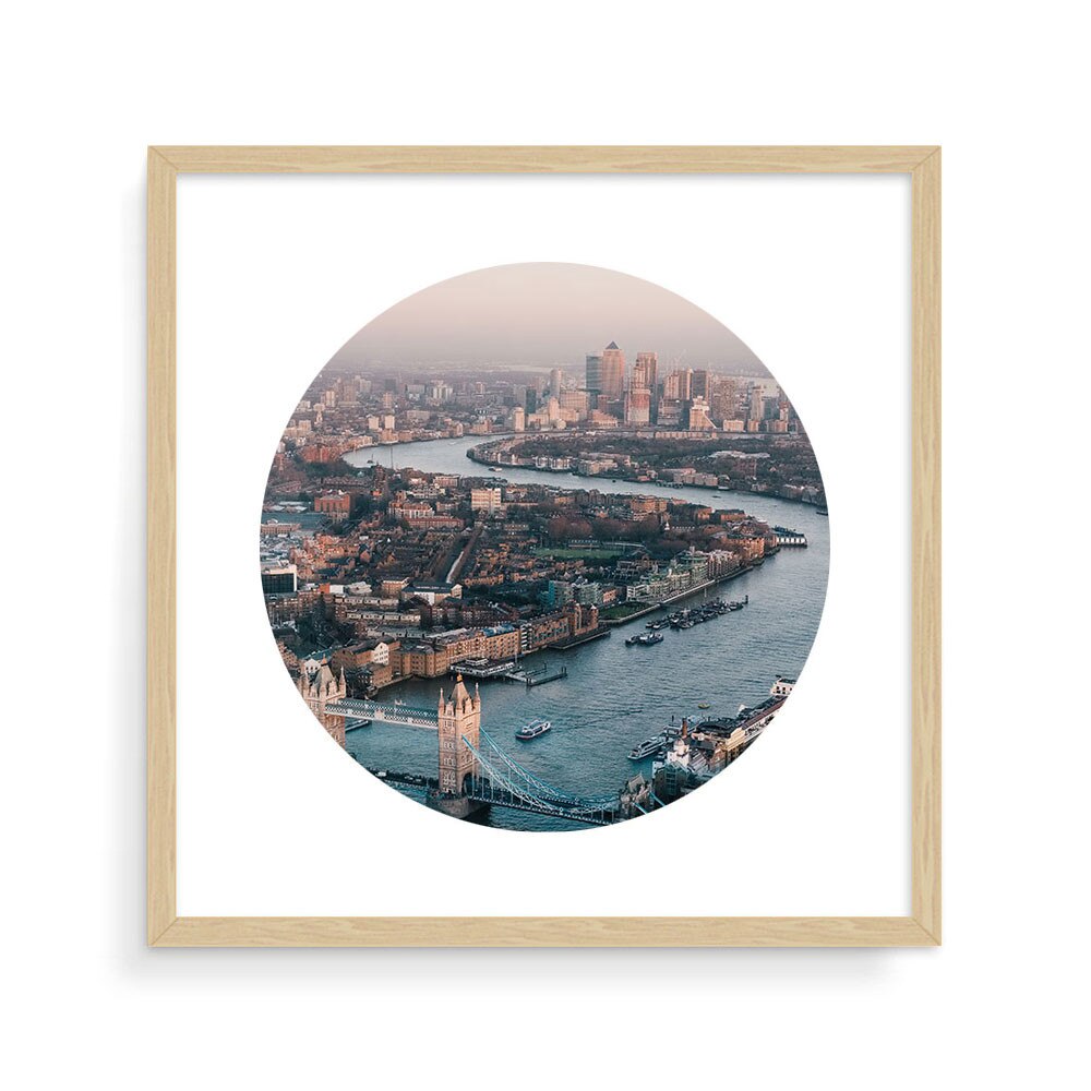 Tablou cu Rama de Lemn Natur Peisaj cu oras de langa apa Peisaje ...