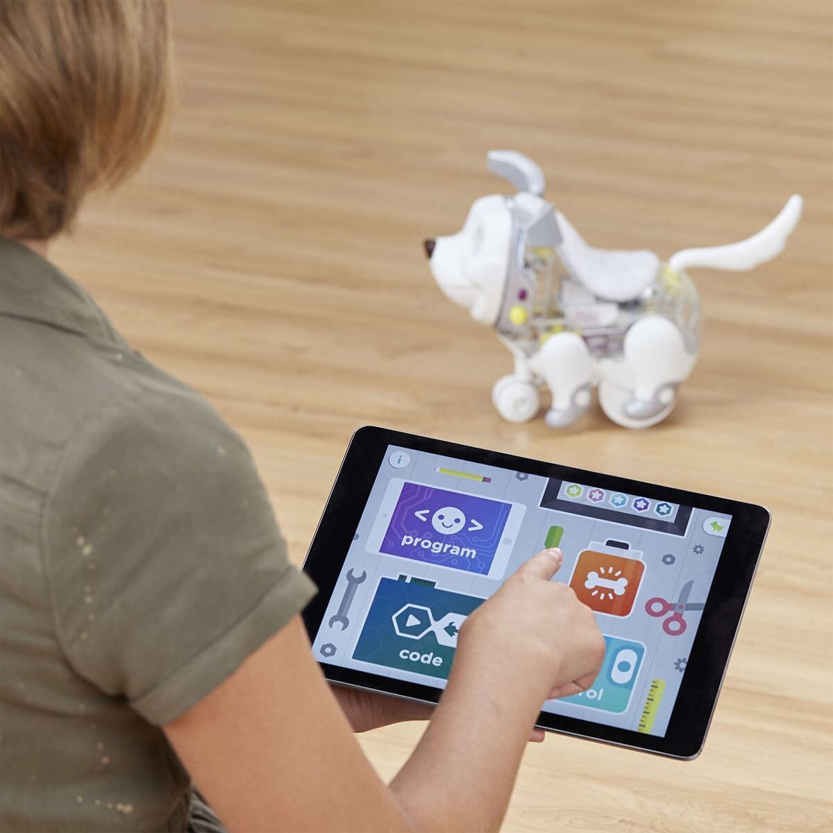 Robot interactive ,FurReal Makers Proto Max Catel electronic cu ...