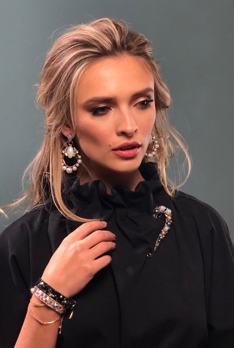 Brosa Naomi Graphite - eMAG.ro