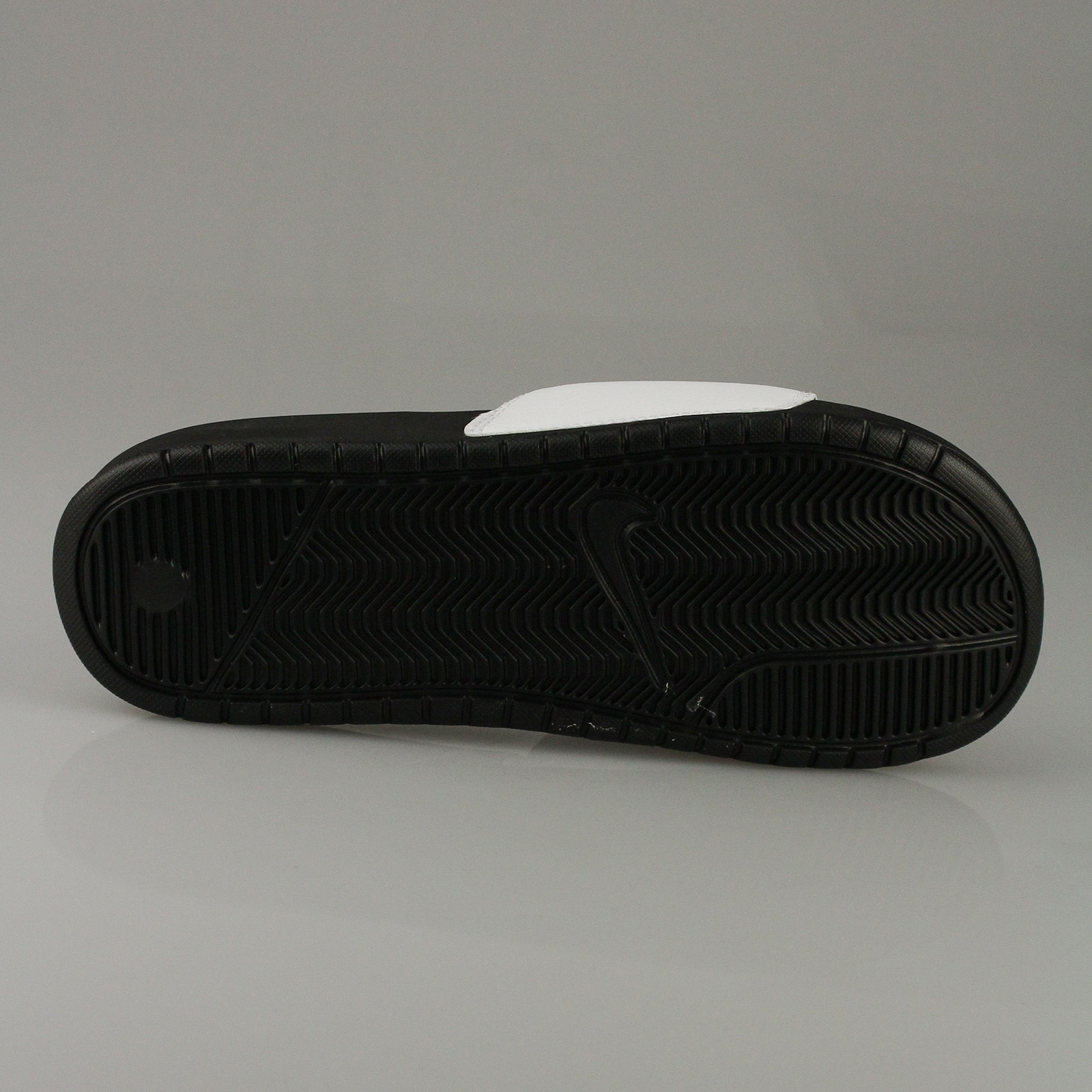 Slapi unisex Nike BENASSI JDI 343880-100, 41 EU, Alb - eMAG.ro