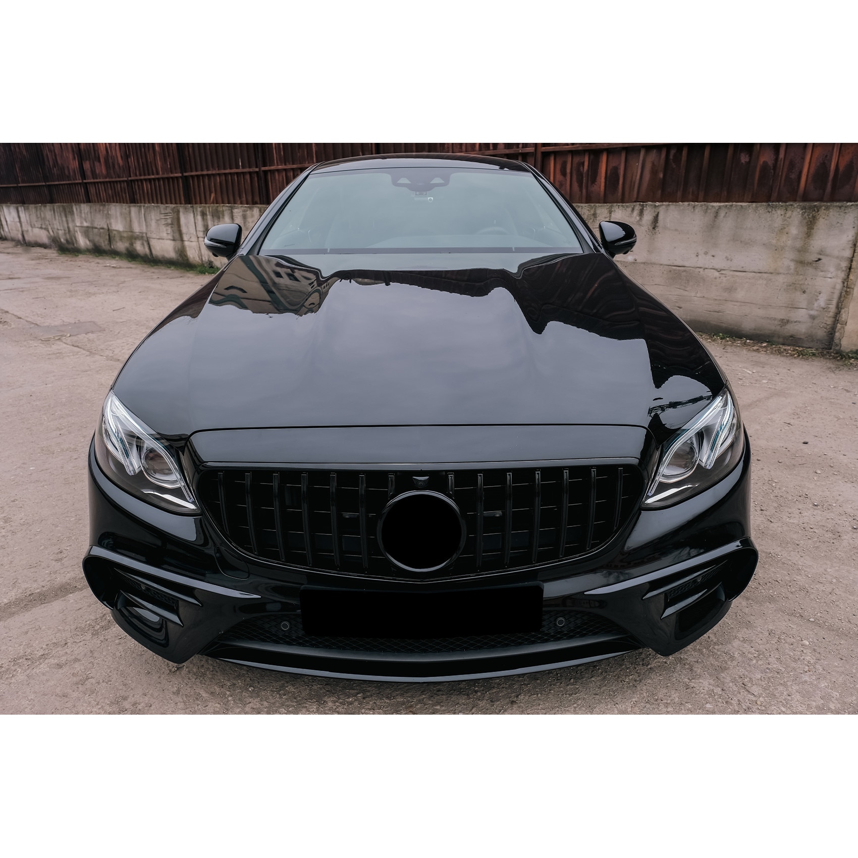 Grila Centrala compatibil cu Mercedes E-Class W213 S213 C238 A238 2016-2019 GT-R Panamericana ...
