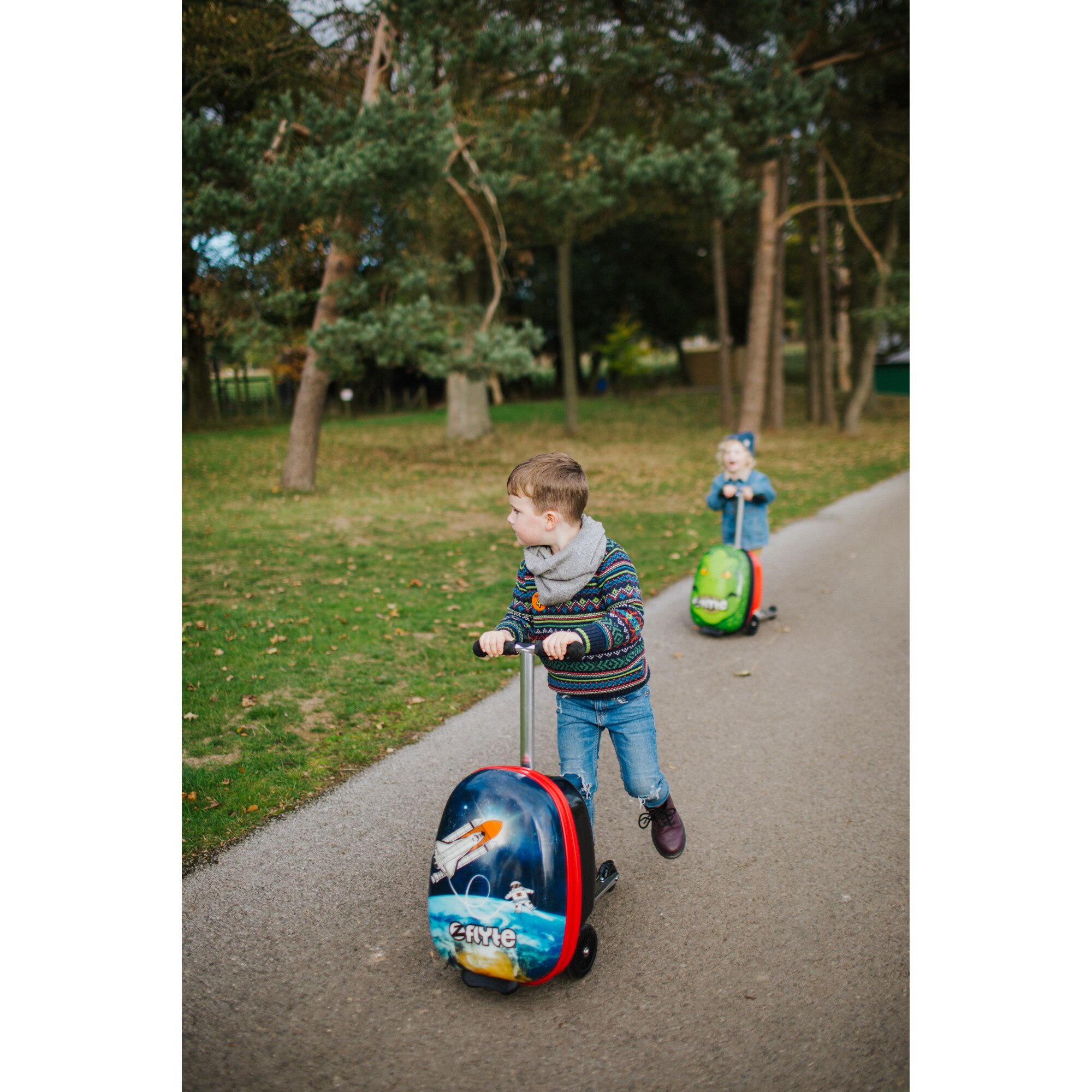 Trotineta pliabila cu rucsac, Flyte scooter & case, Stephen the Spacema ...