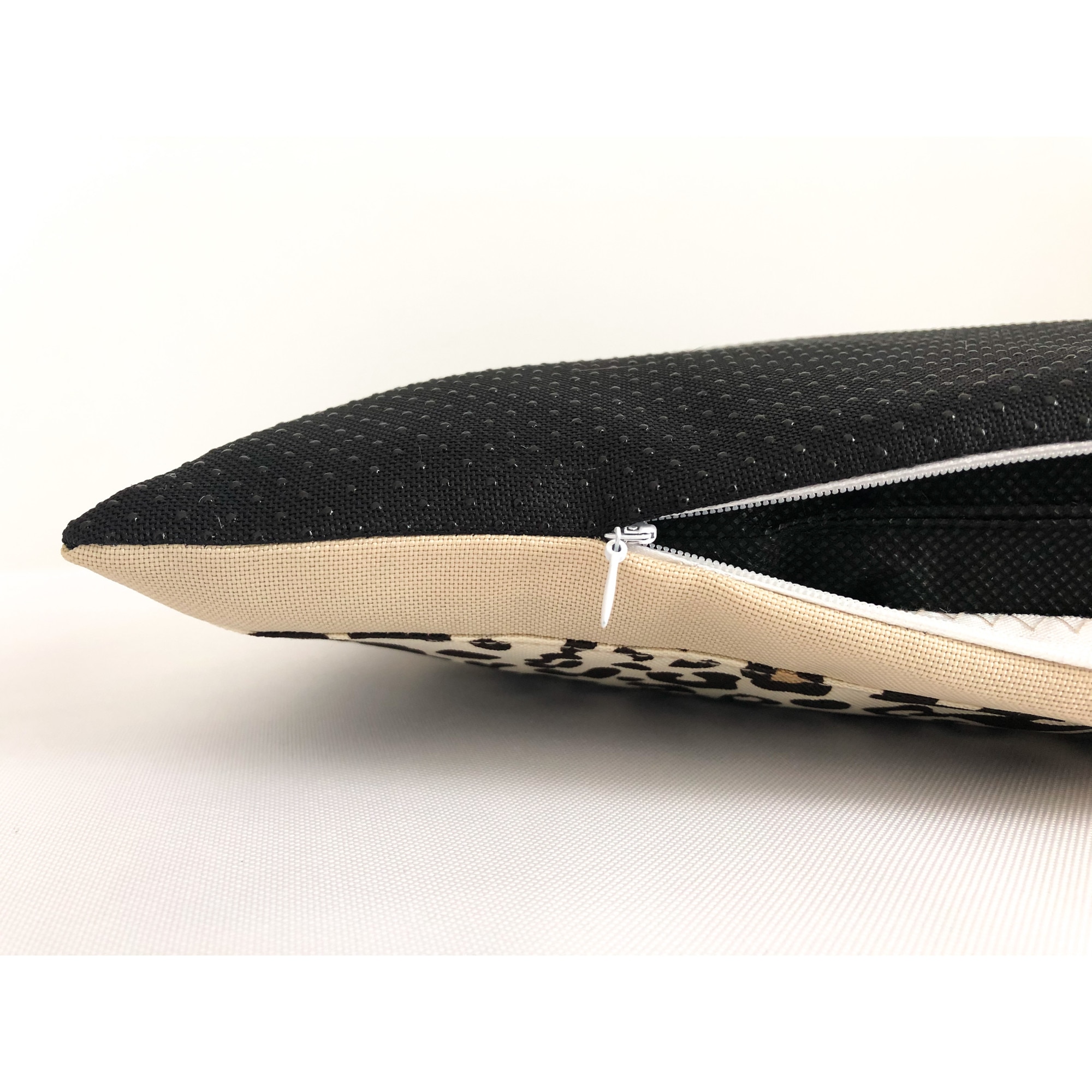 Culcus-perna pentru caini si pisici Halkalife, 50x30x3 cm, roz - eMAG.ro