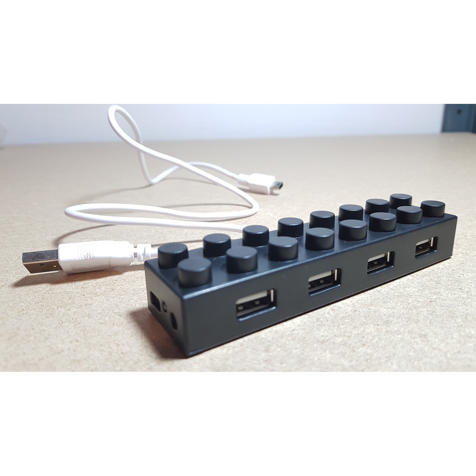 Hub USB Lego USB 2.0, incarcare 4 porturi negru cu led cablu 70cm - eMAG.ro