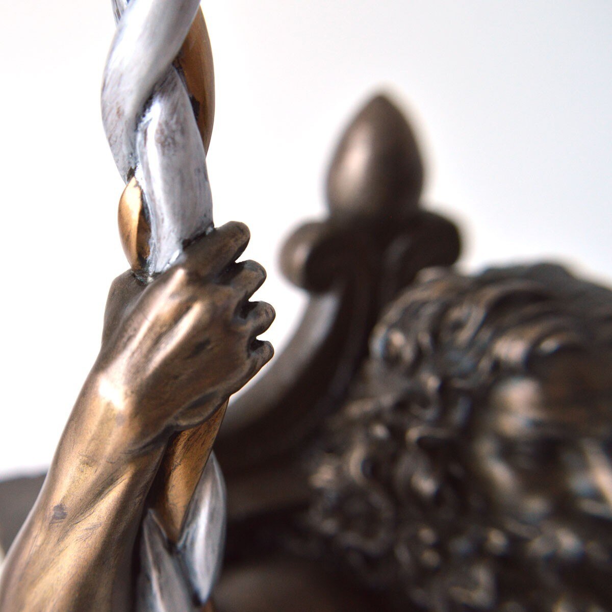 Statueta "Zeus din Olimp" - eMAG.ro