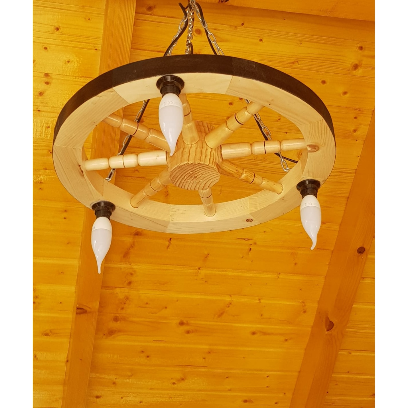 Lustra Rustica din roata de lemn Wood Rustic Art, Crem/Negru, 50 ...