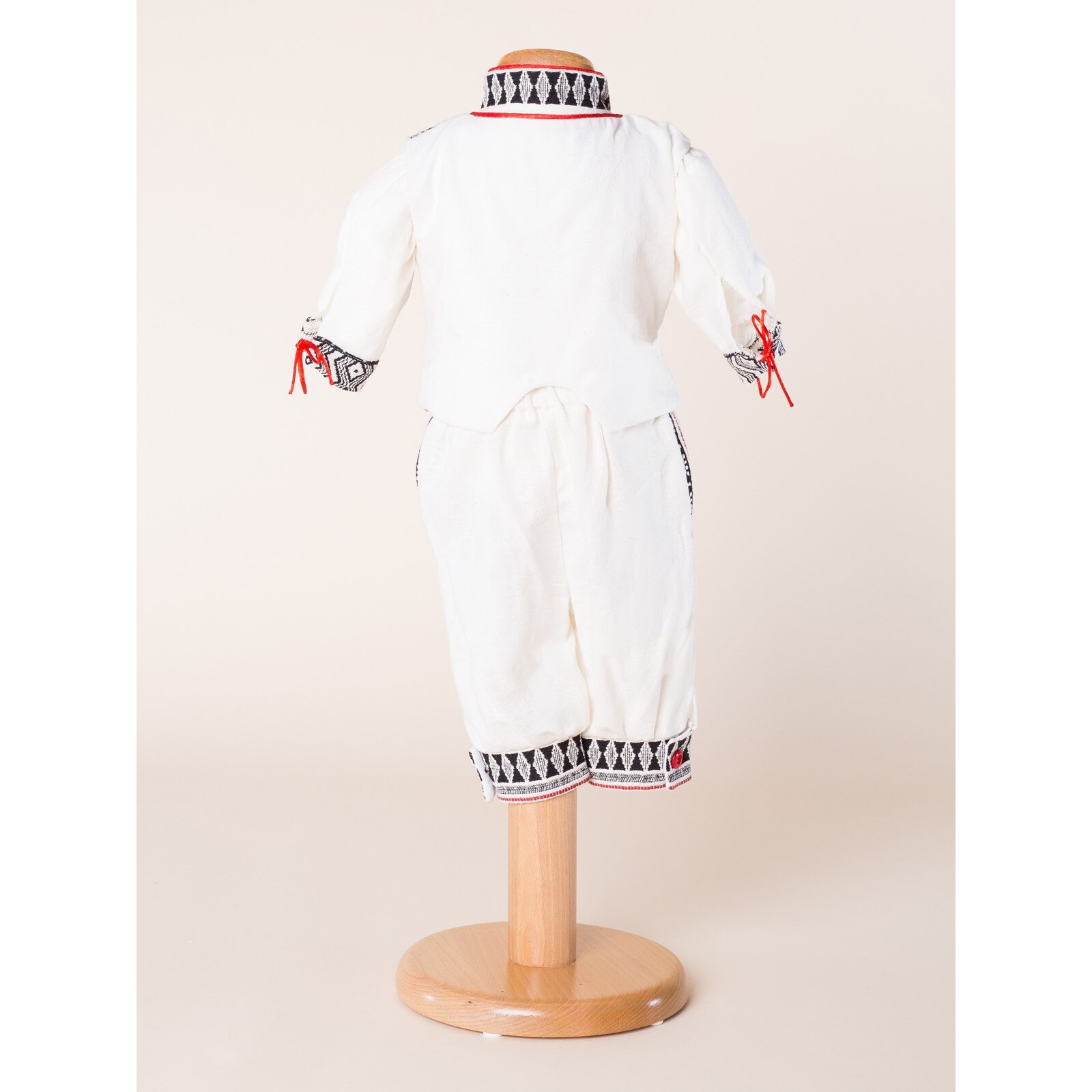 Set 3 piese costum traditional Luca 3-6 luni - eMAG.ro